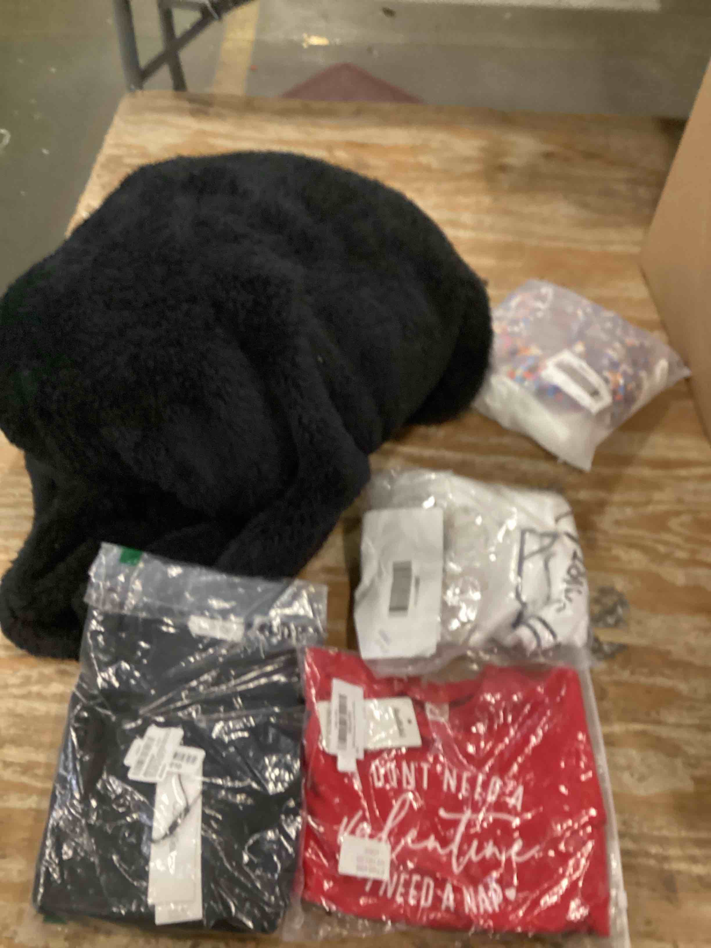 Assorted of Variety of Clothing, May include items for Women, Men or ...