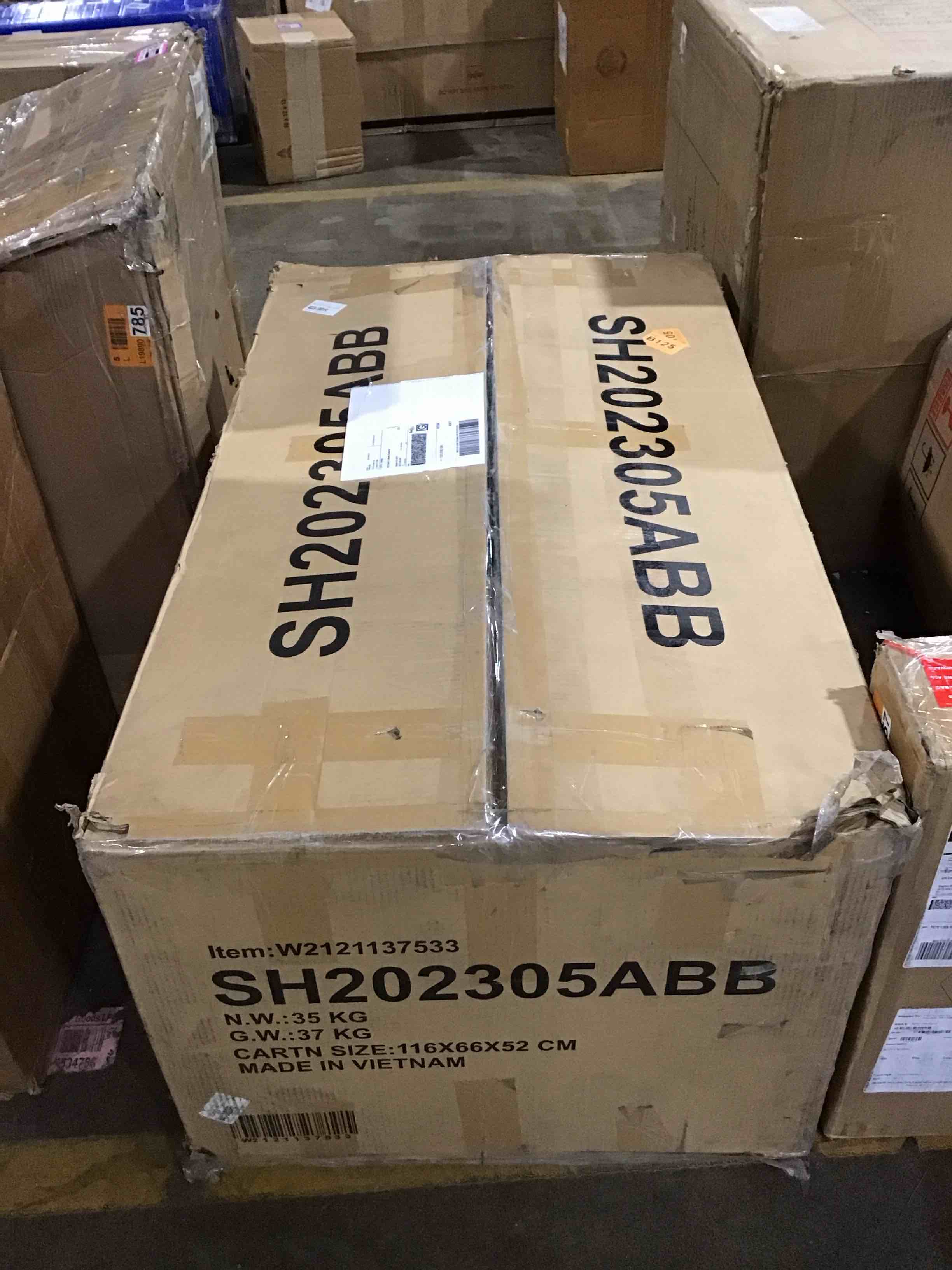 Gerlean 3 - Piece Velvet Living Room Set