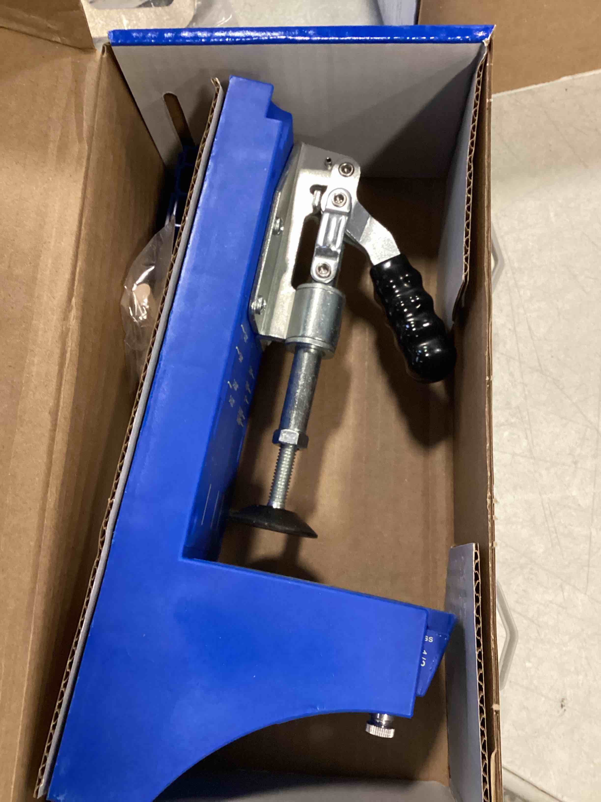 Kreg K4 Pocket Hole Jig - Adjustable, Versatile Jig for Strong Joints ...