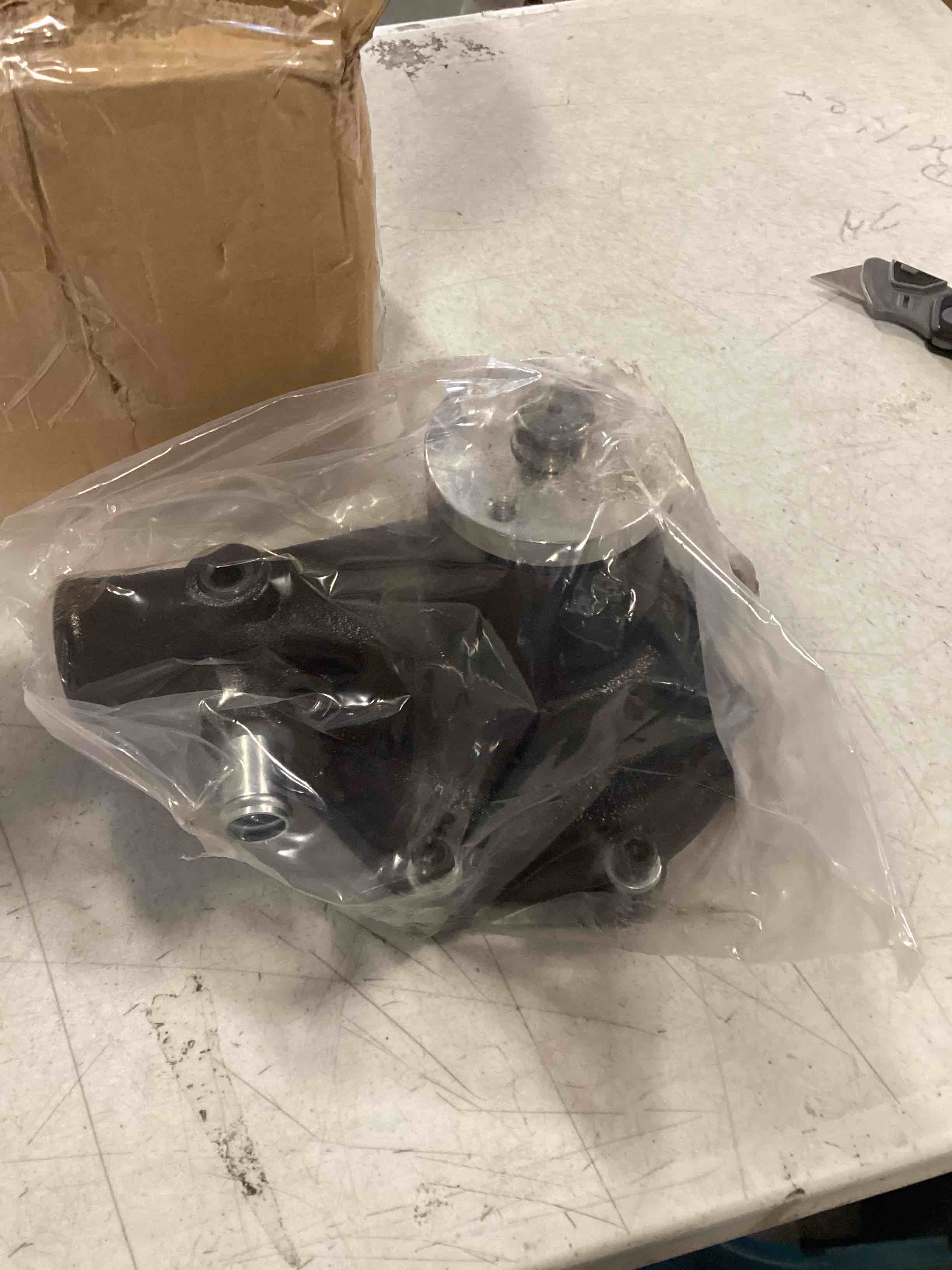 Water Pump MP10552 MP10431 Fit for Perkins 804C-33 804C-33T 804D-33 ...