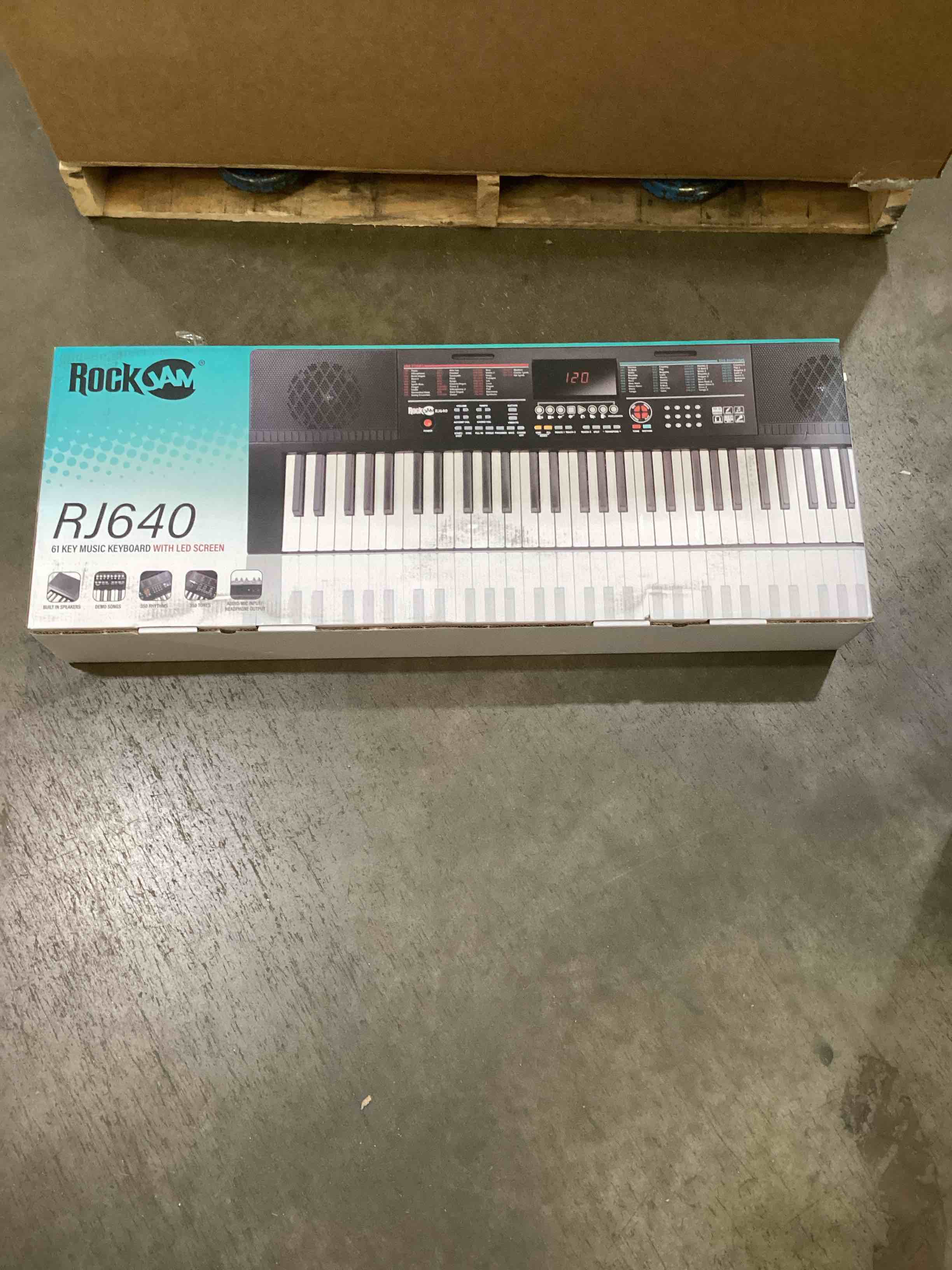 ROCKAM RJ640 61 key music keyboard with led screen