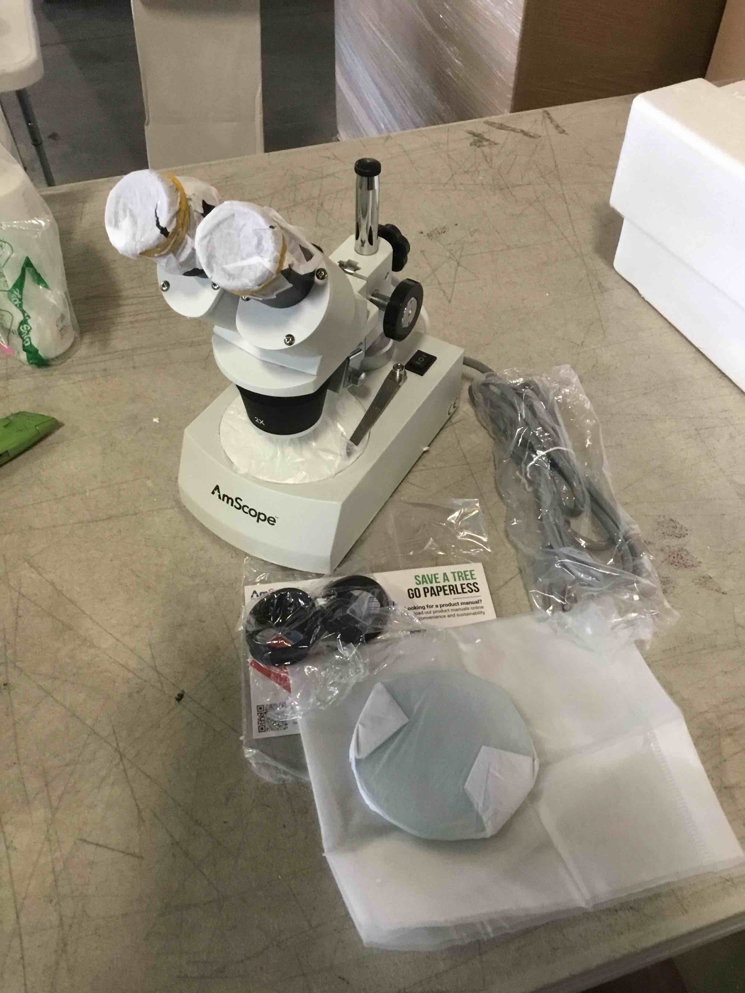 AmScope SE306R-P-LED Forward-Mounted Binocular Stereo Microscope, WF10x Eyepieces, 20X and 40X ...