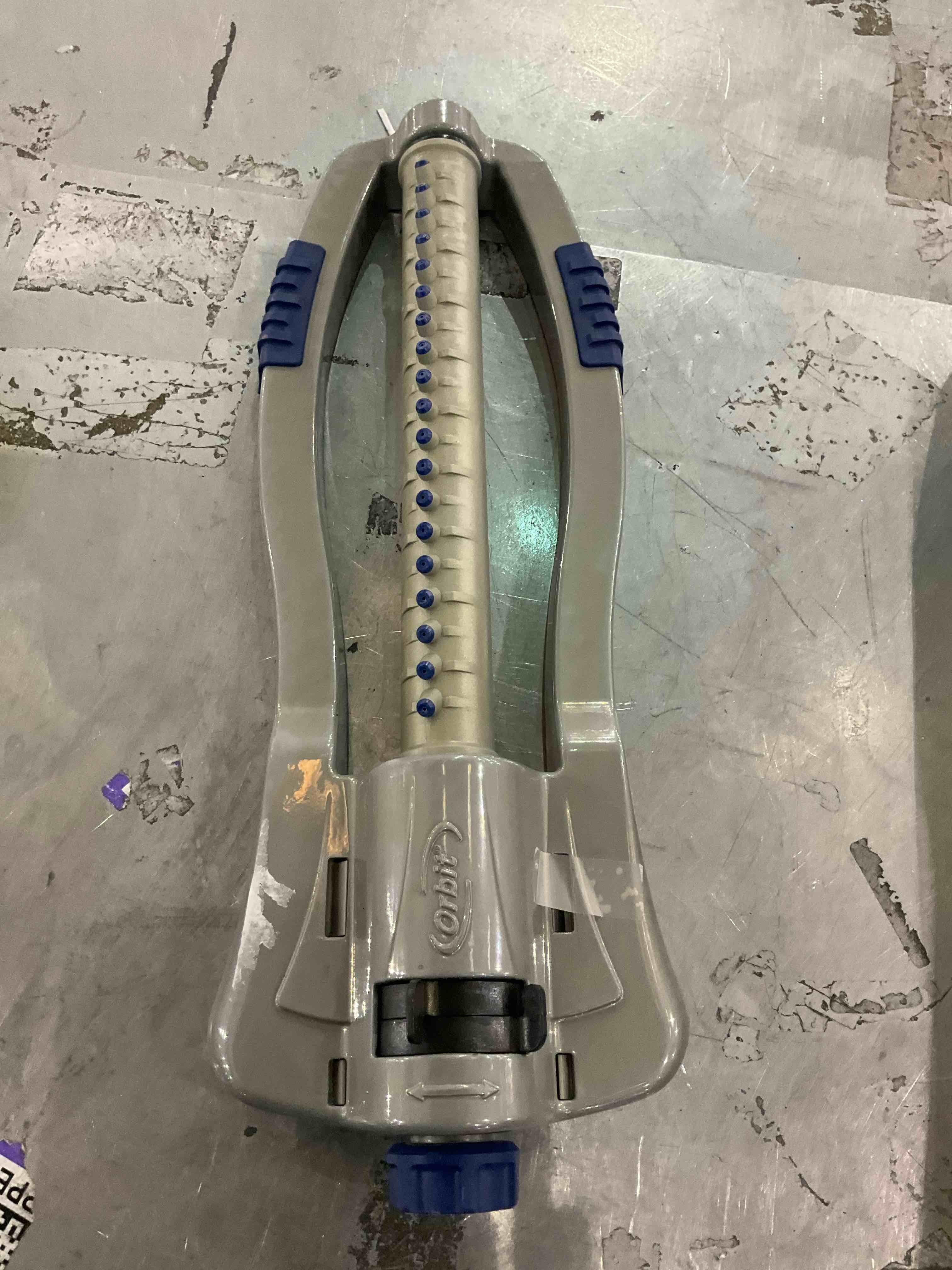 Orbit Orbit Max 4000-sq ft Oscillating Sled Lawn Sprinkler