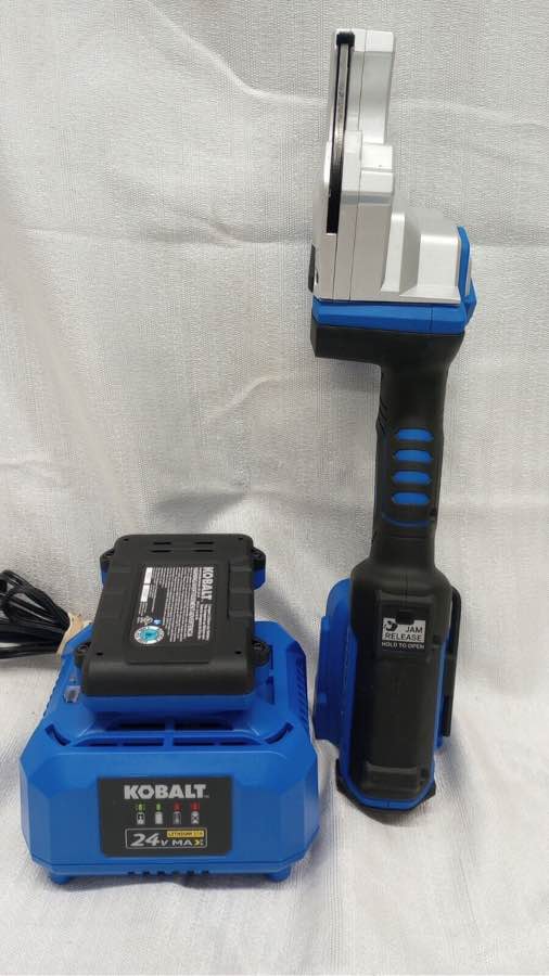 Outil de coupe Kobalt 24V MAX PVC & PEX NEUF avec batterie et chargeur