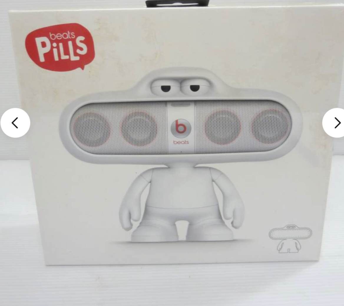 Beats by Dr.Dre Stand for Beats Pill Stand only Color white(black)