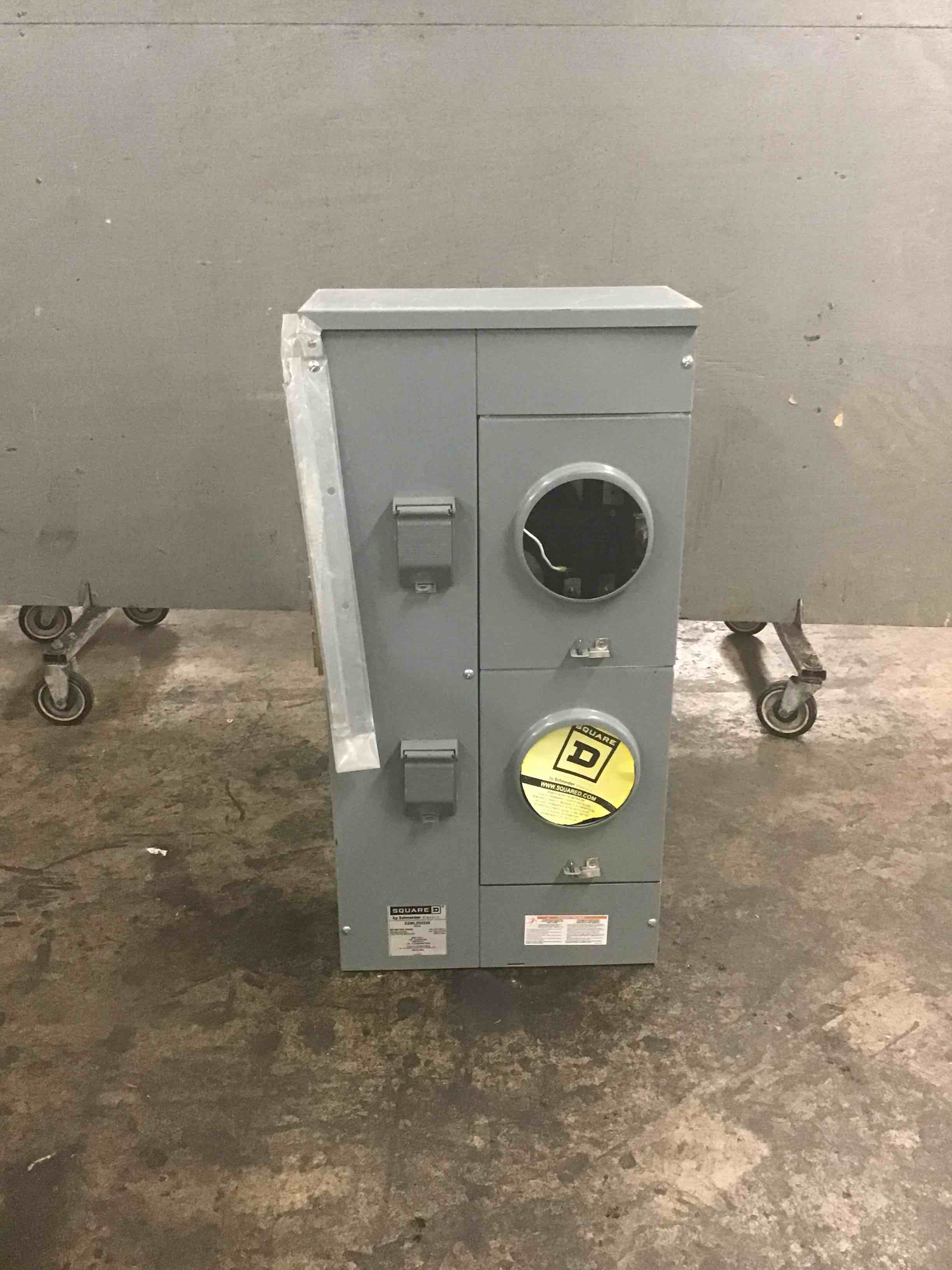 Square Delta 208 Star/120 VAC 225 Amp 3-Phase 4-Wire Ringless Meter ...