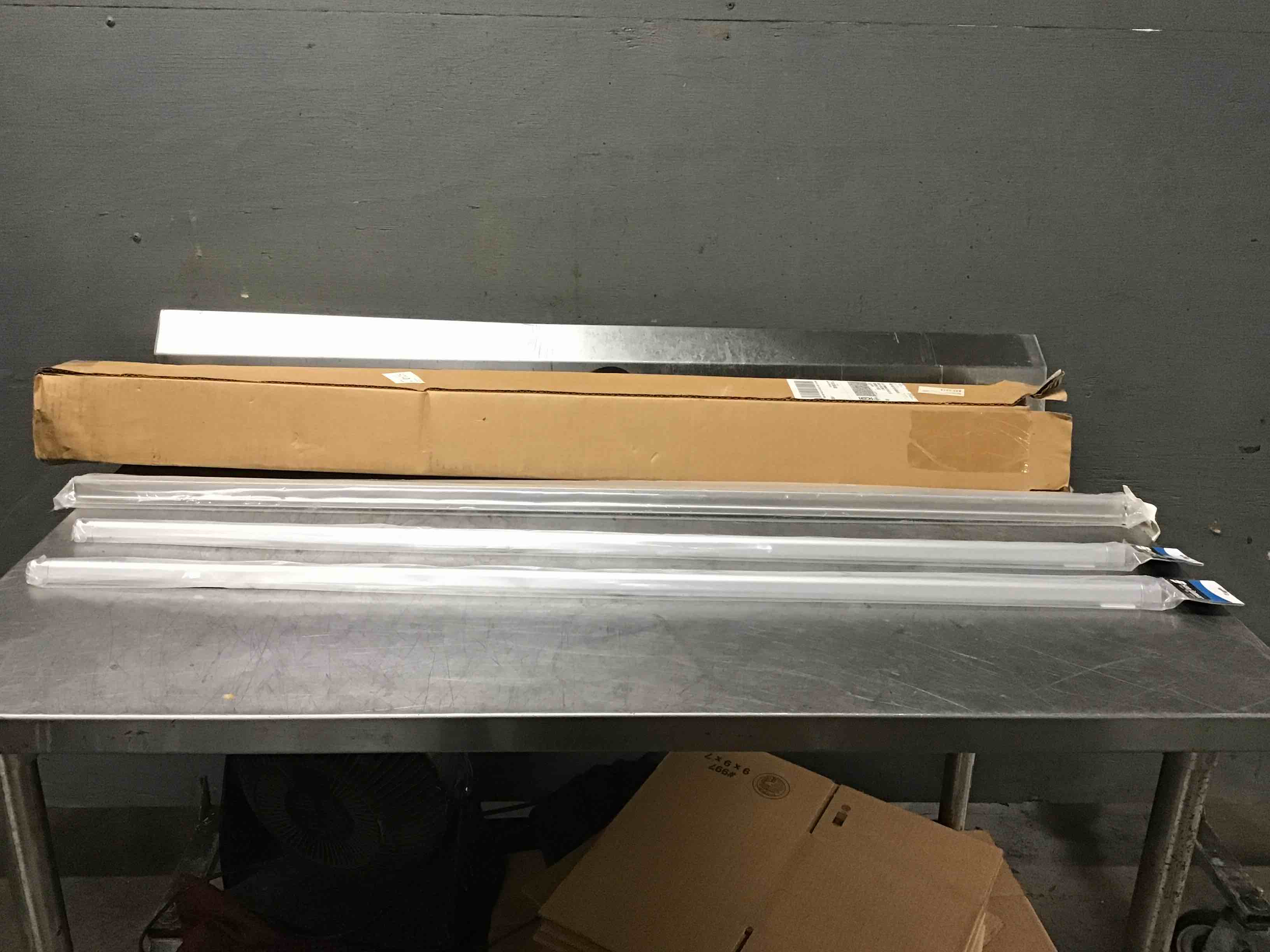 San Jamar Aluminum 44 Inch Check Racks An Vollrath Carlisle Aluminum 48 ...