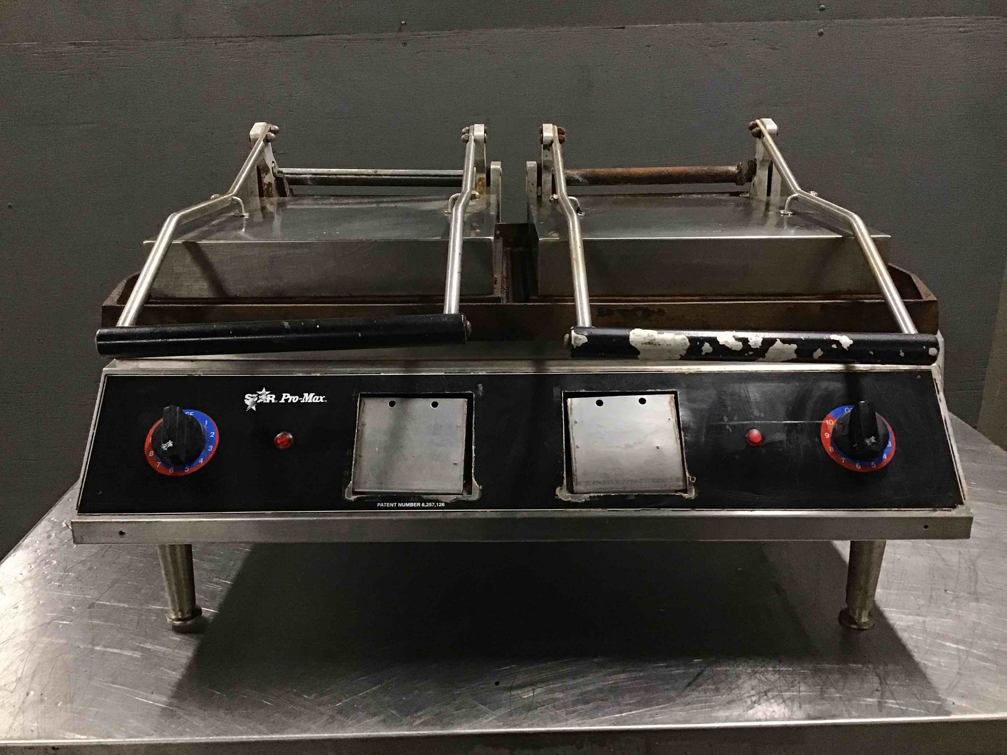 Star Pro-Max Stainless Steel 29.5 Inch Double Width Grooved Iron Panini ...