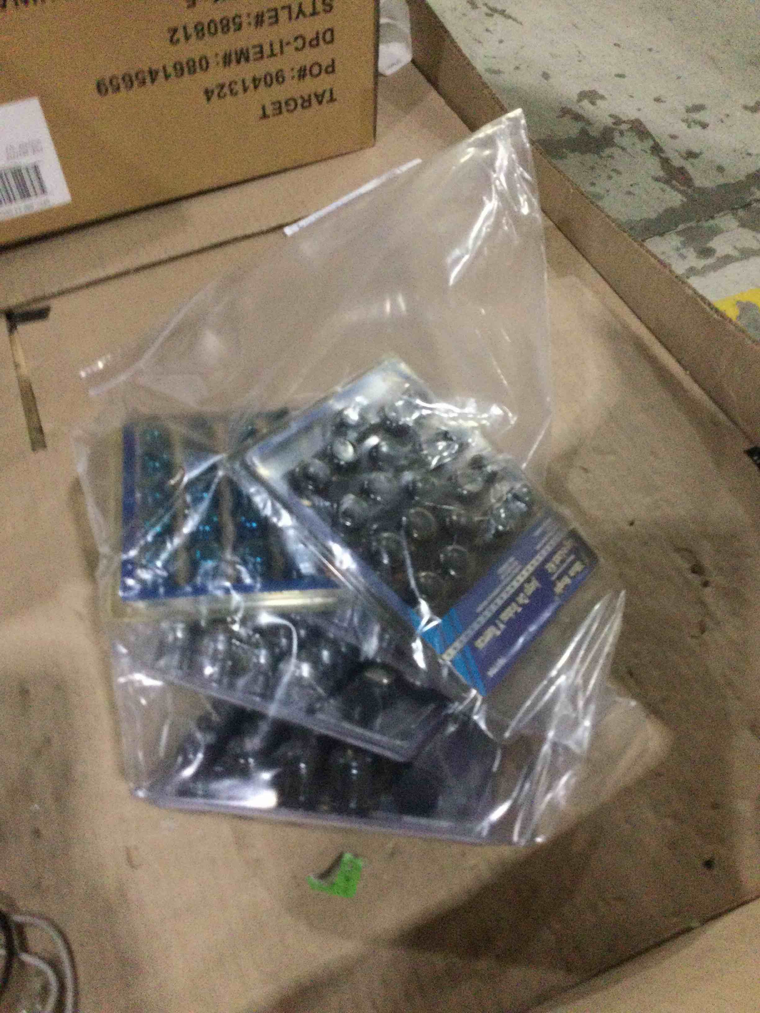 Bundle Lot, Assorted White Knight Spline Wheel Lock Kits