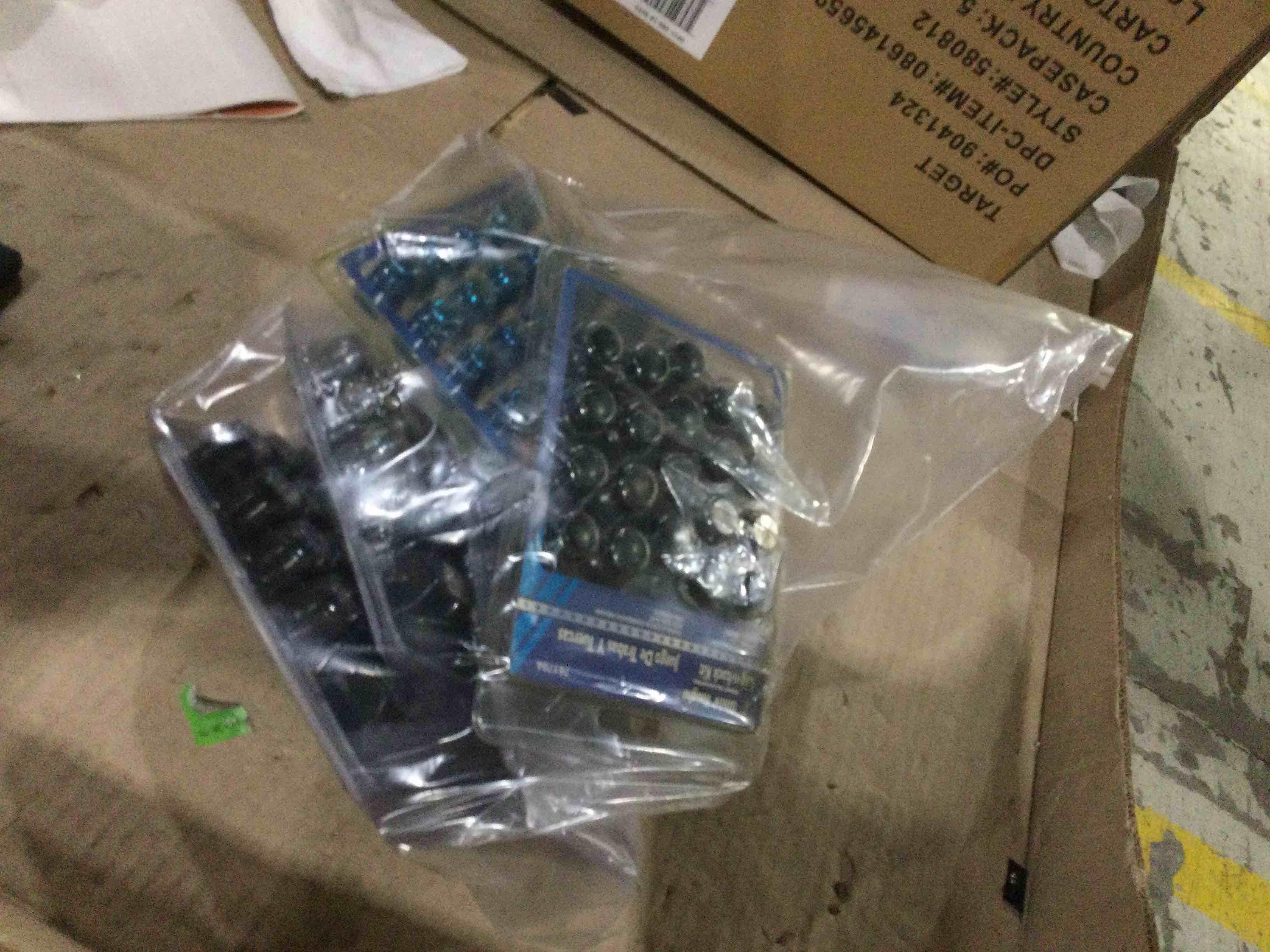 Bundle Lot, Assorted White Knight Spline Wheel Lock Kits