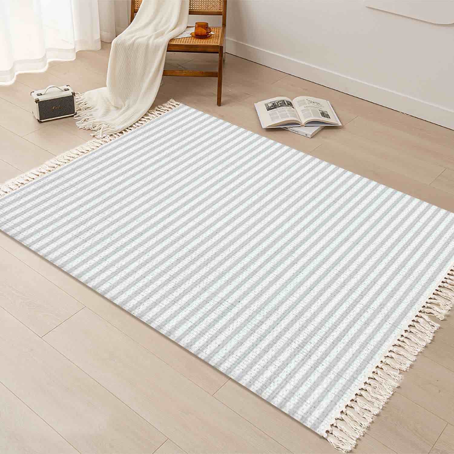 GOODWEAVE 125”x 84” Striped Area Rug with Tassels White/Grey