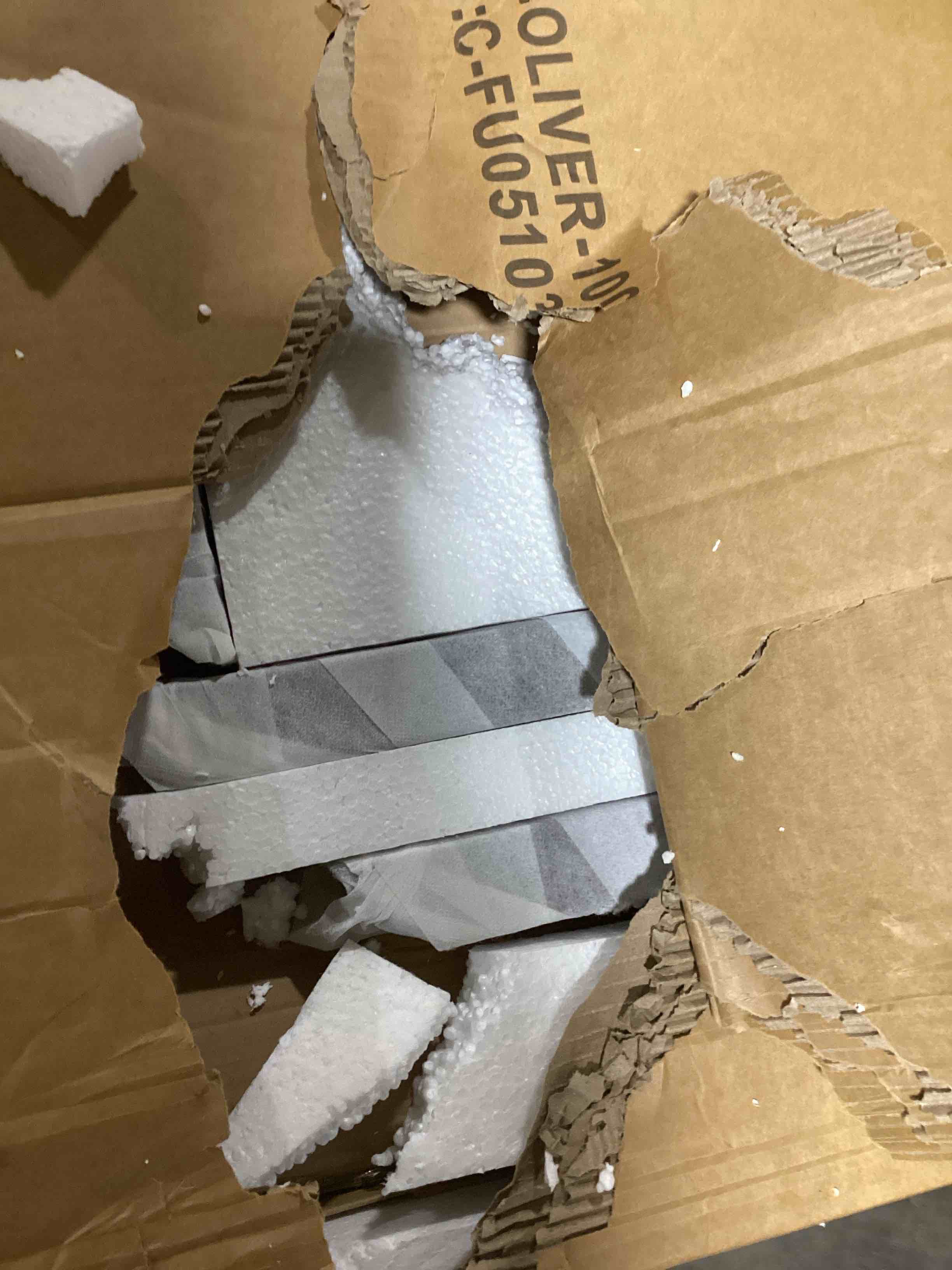 Oliver+Edwin 5-Piece Round Clear Glass Dining Table Set with 4 ...