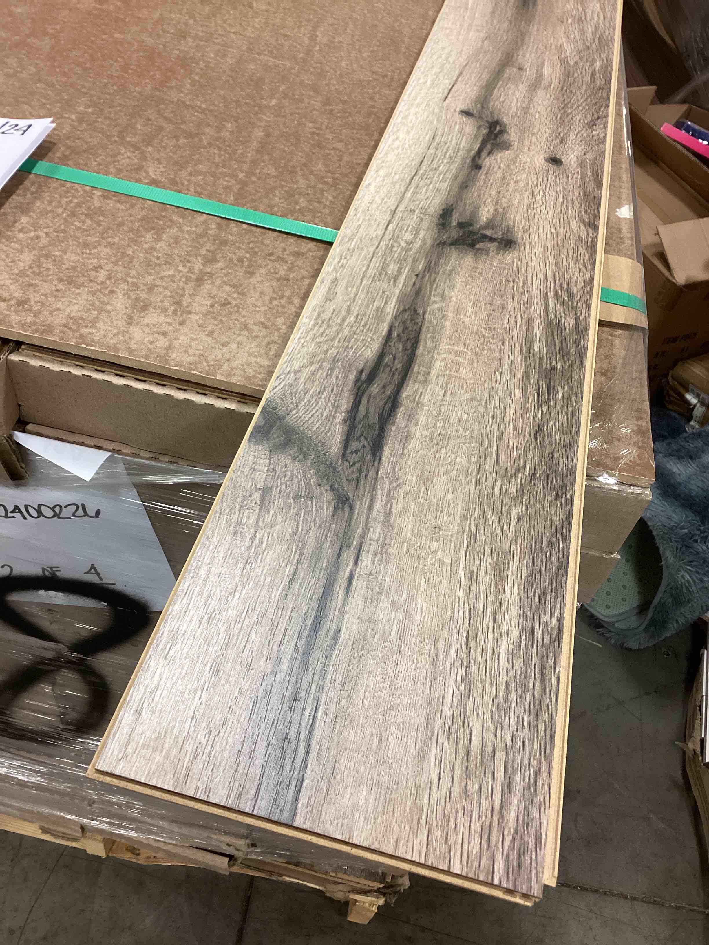 56 boxes 1,184.16 sq ft 7.5 x 50.75 8mm laminate flooring your bid per ...