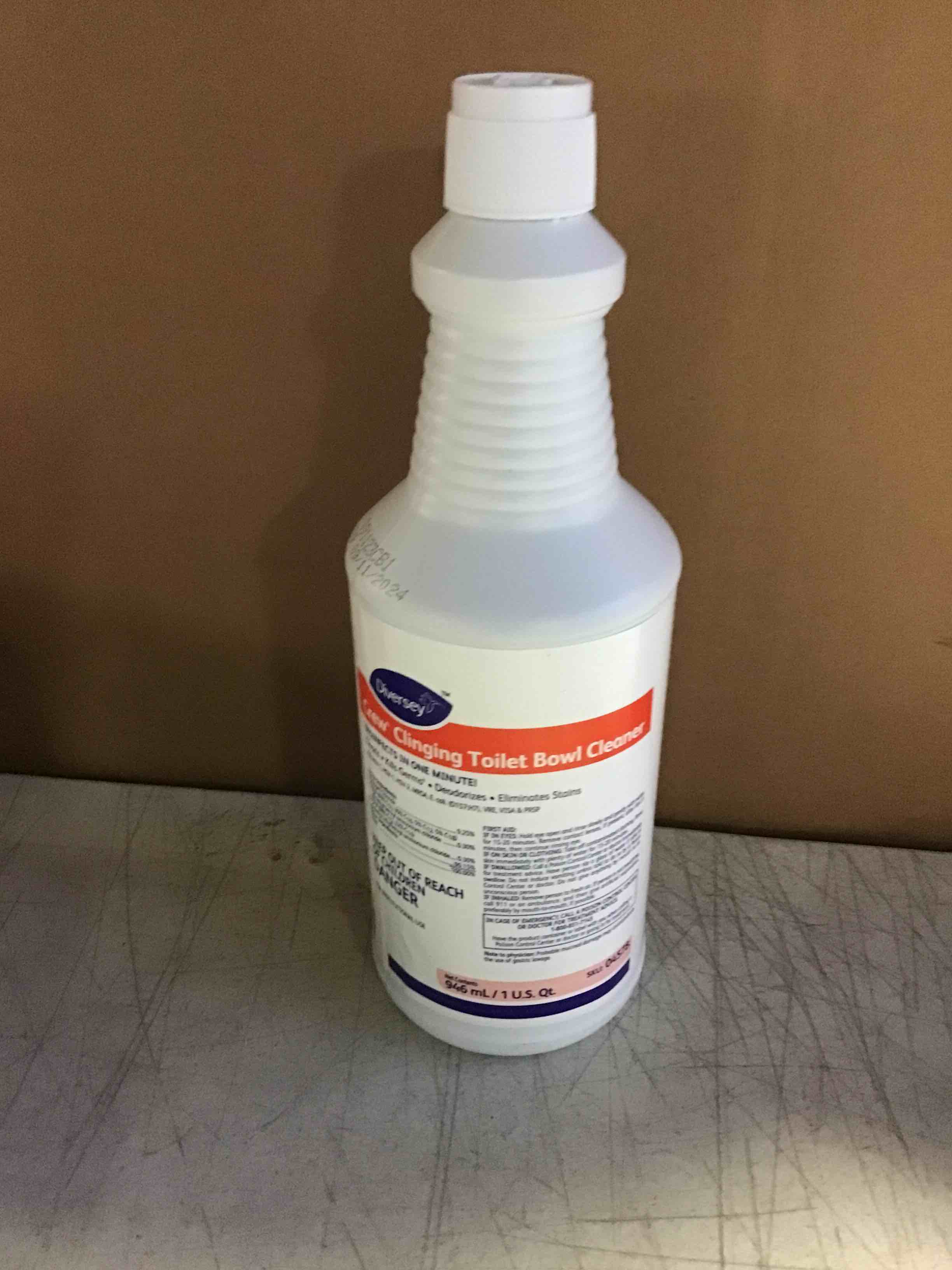 Diversey DVO04578 32 oz Toilet cleanr - Pack of 12