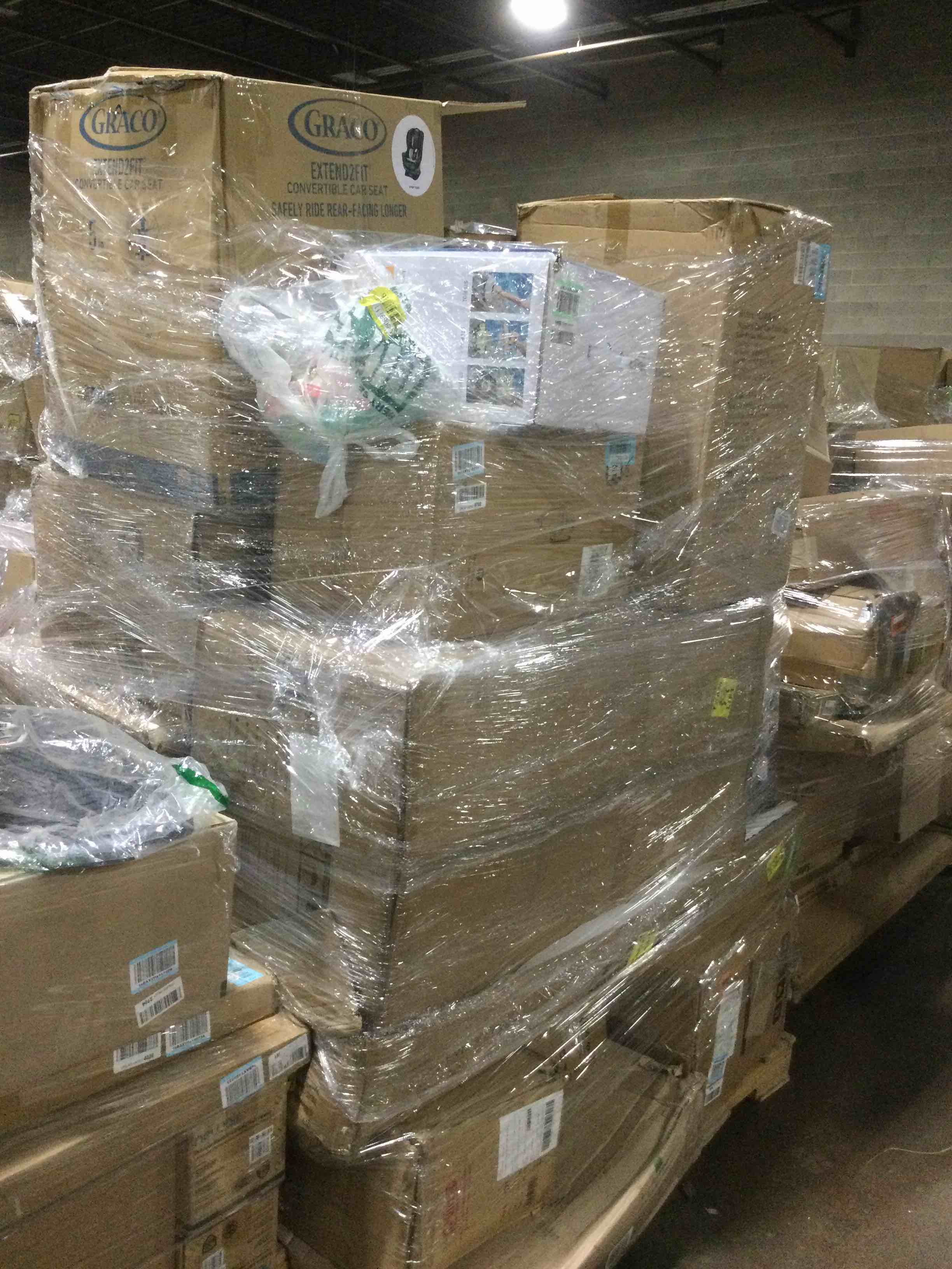 SKID LOT-ASSORTED FURNITURE, HOUSEWARES AND MORE