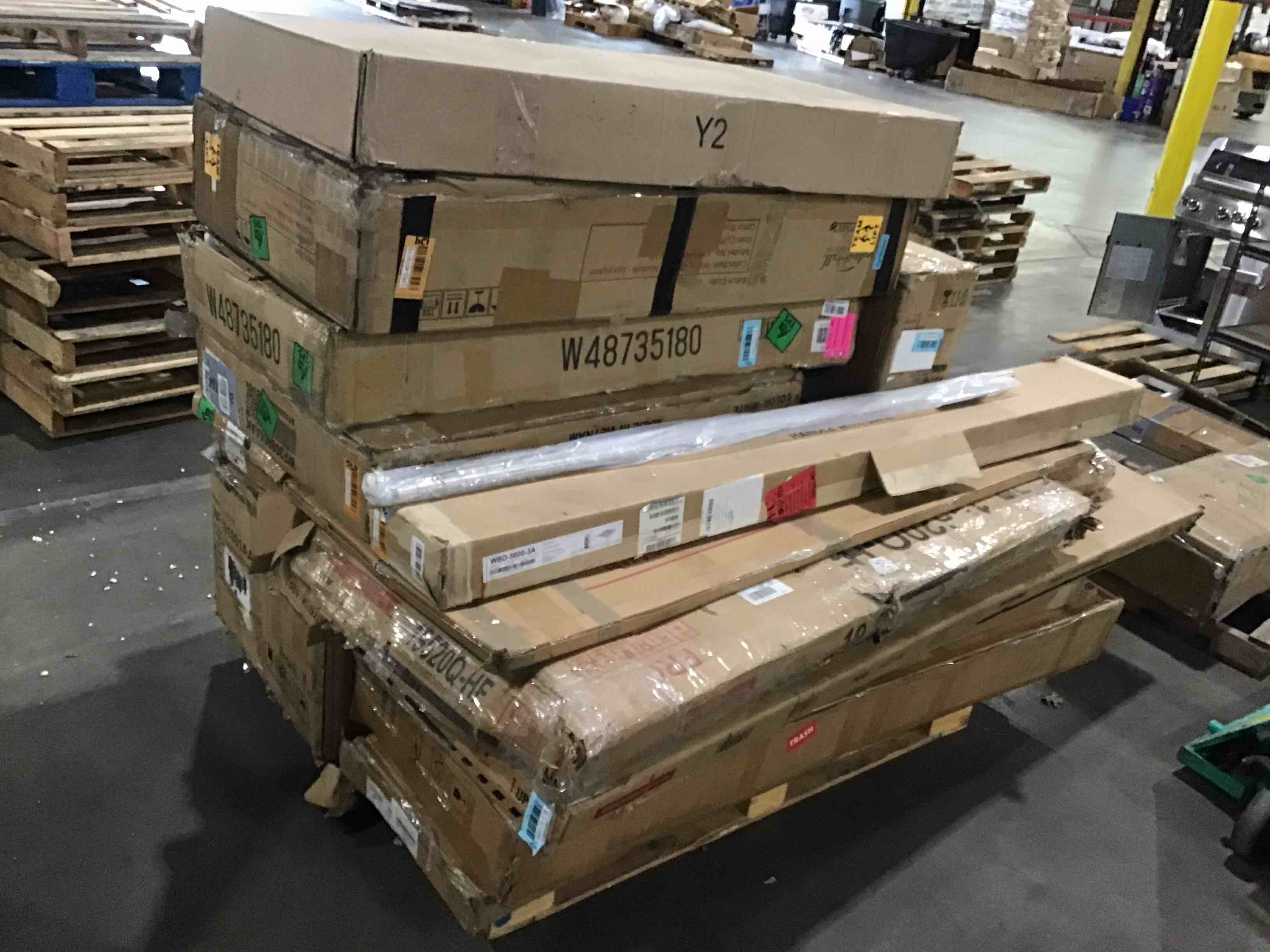 Pallet Lot