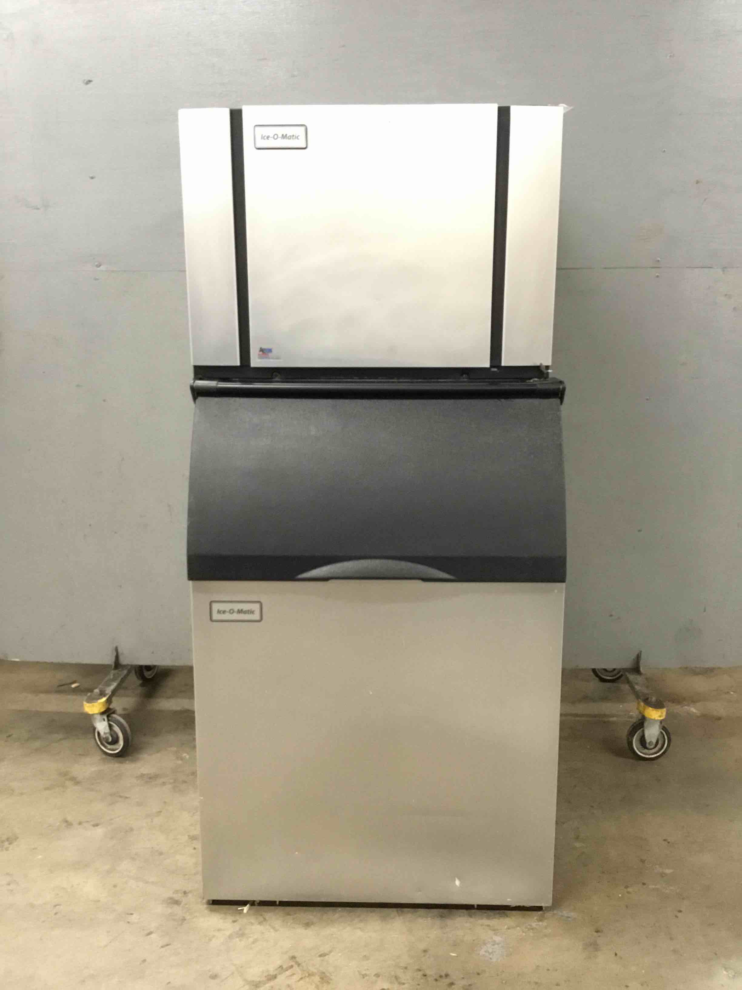 2019 Ice-O-Matic 30 Inch 525 lb Elevation Series Air-Cooled Half Cube ...