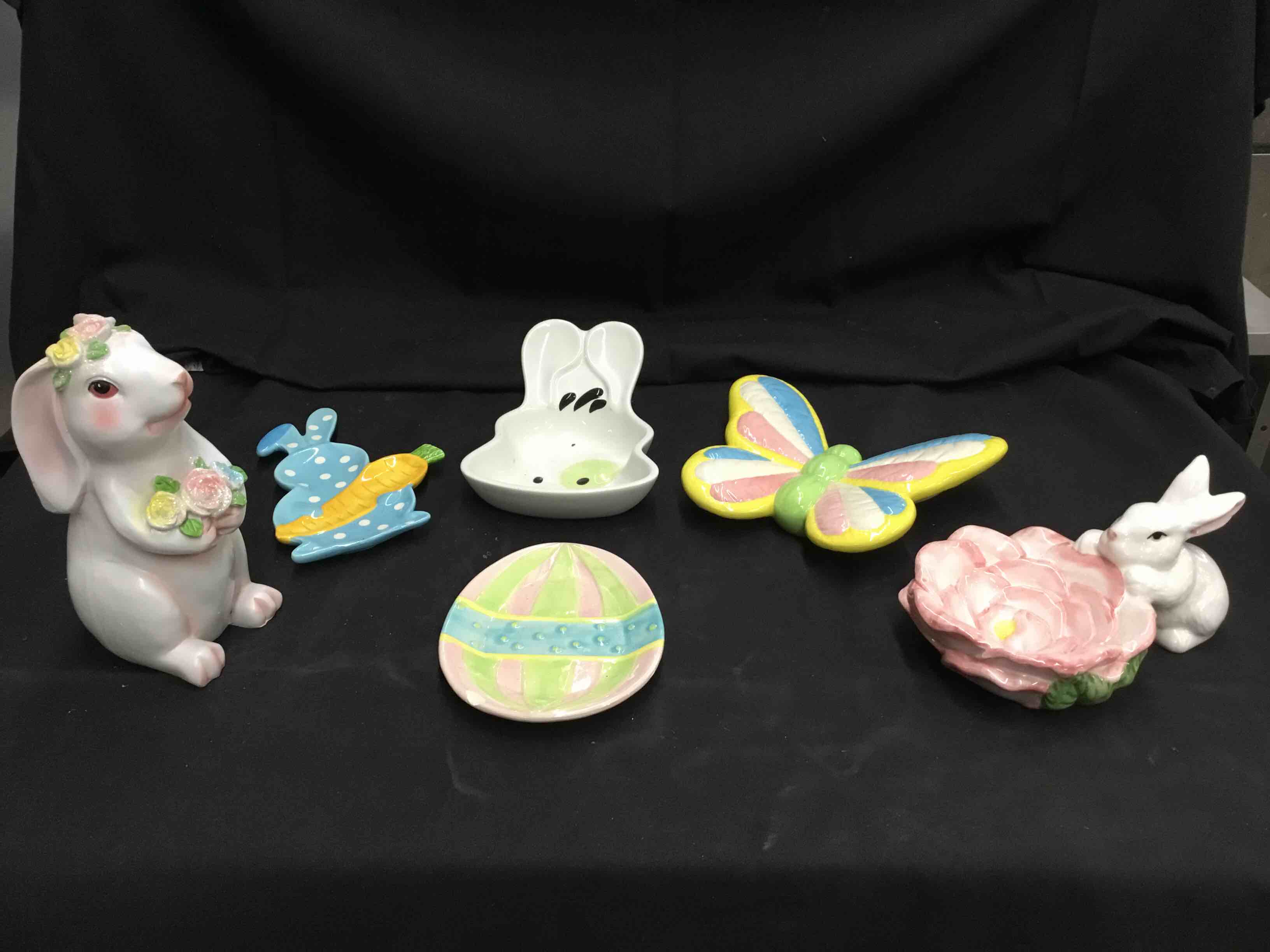 Assorted Easter Porcelain Candy Dishes And Table Devore