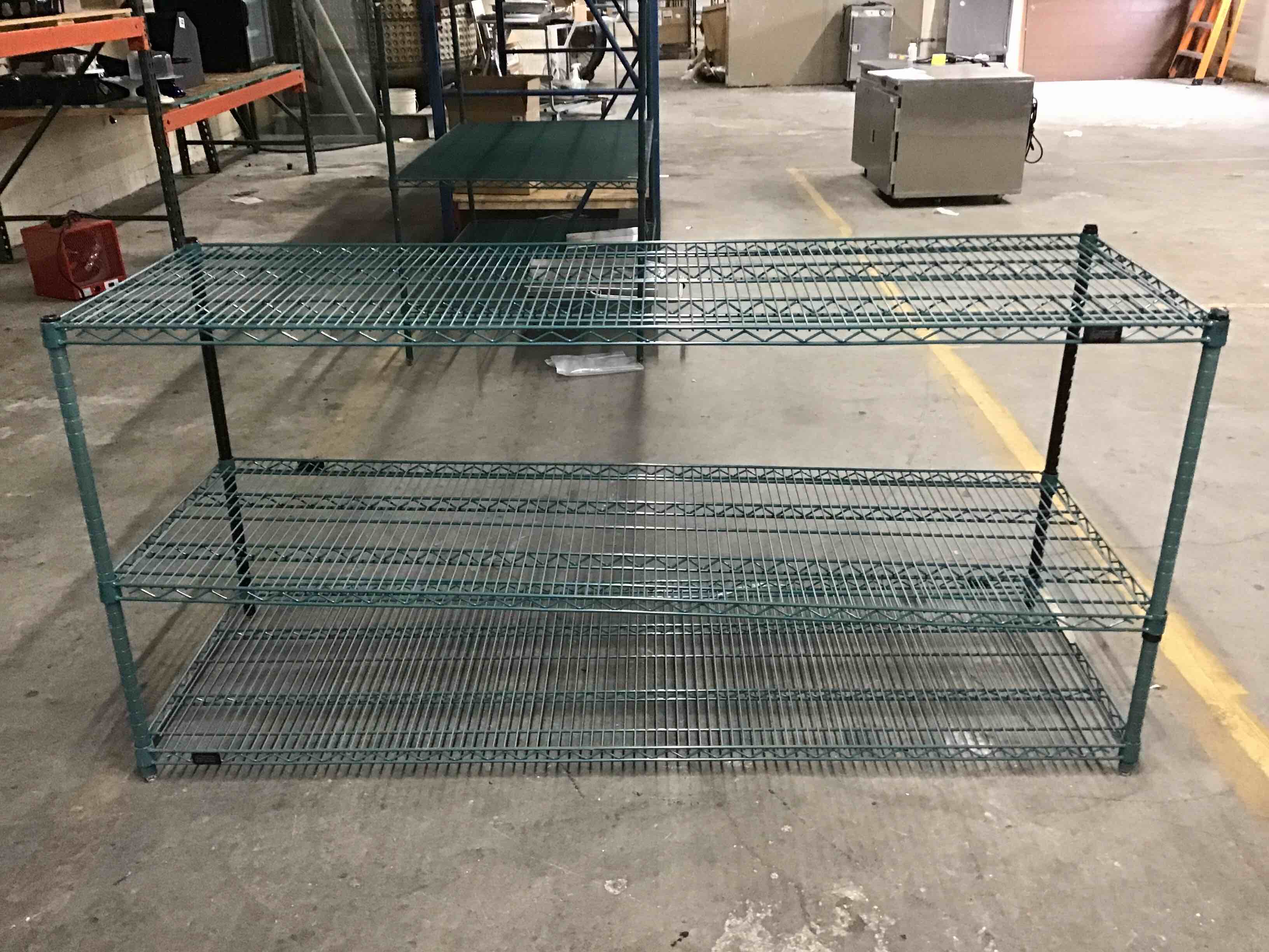 Quantum 3-Shelf Green Epoxy Wire Rack
