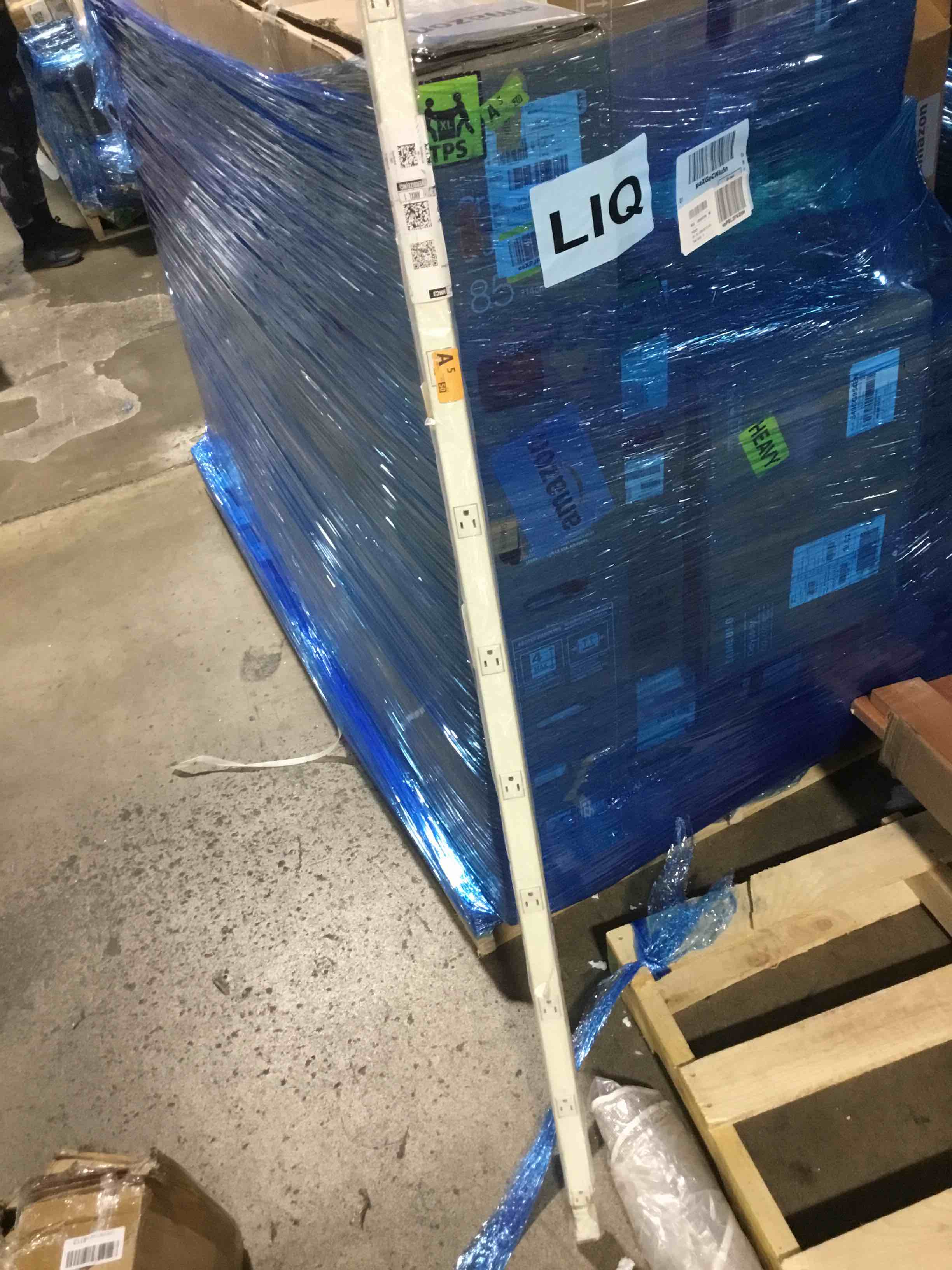 Legrand Wiremold V20GB506 Plugmold 2000 Series 5 Foot Hardwired Power ...