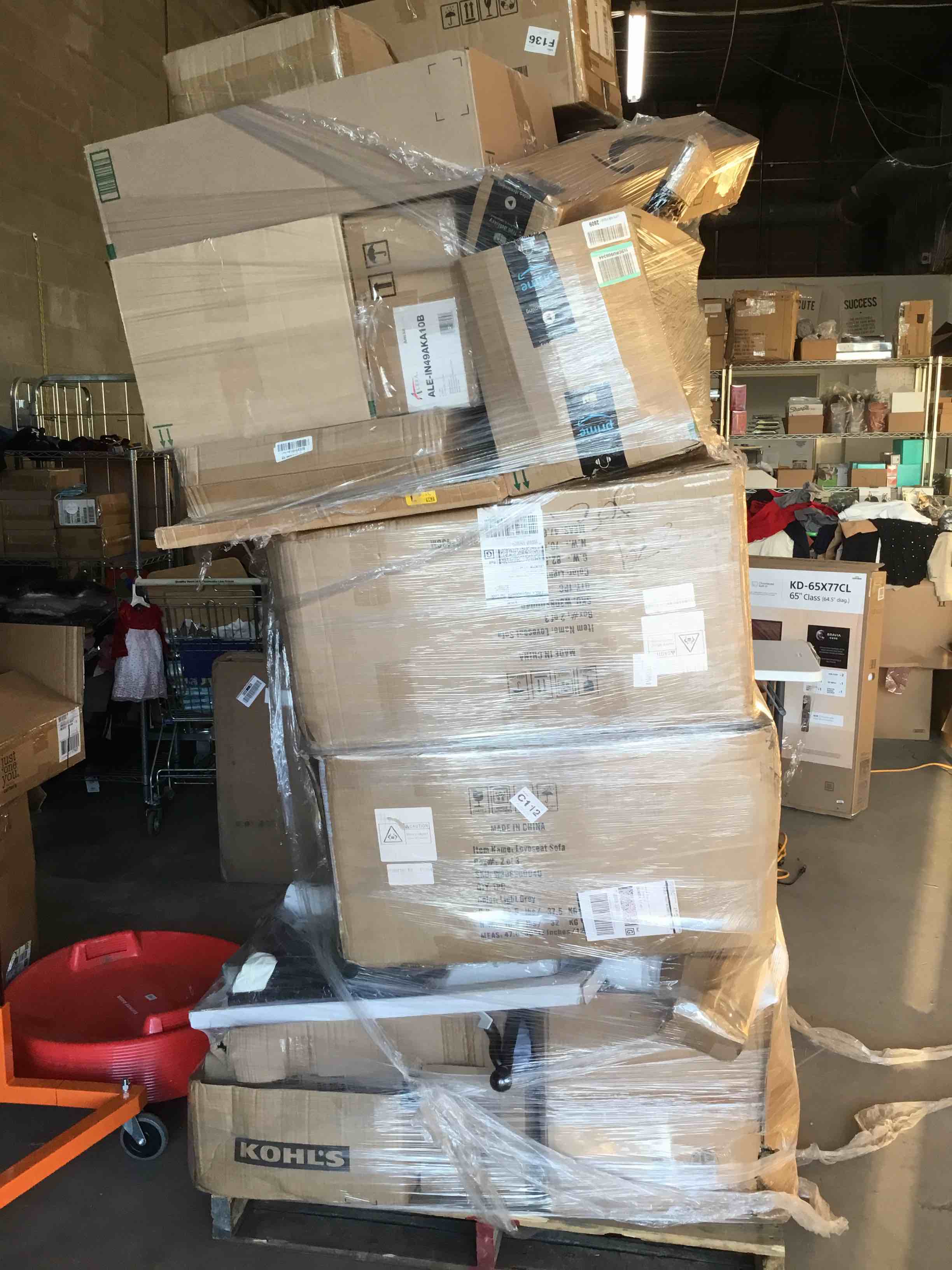 Assorted Home Goods Pallet Lot, Includes Sofa Bed, Recliner Chair ...