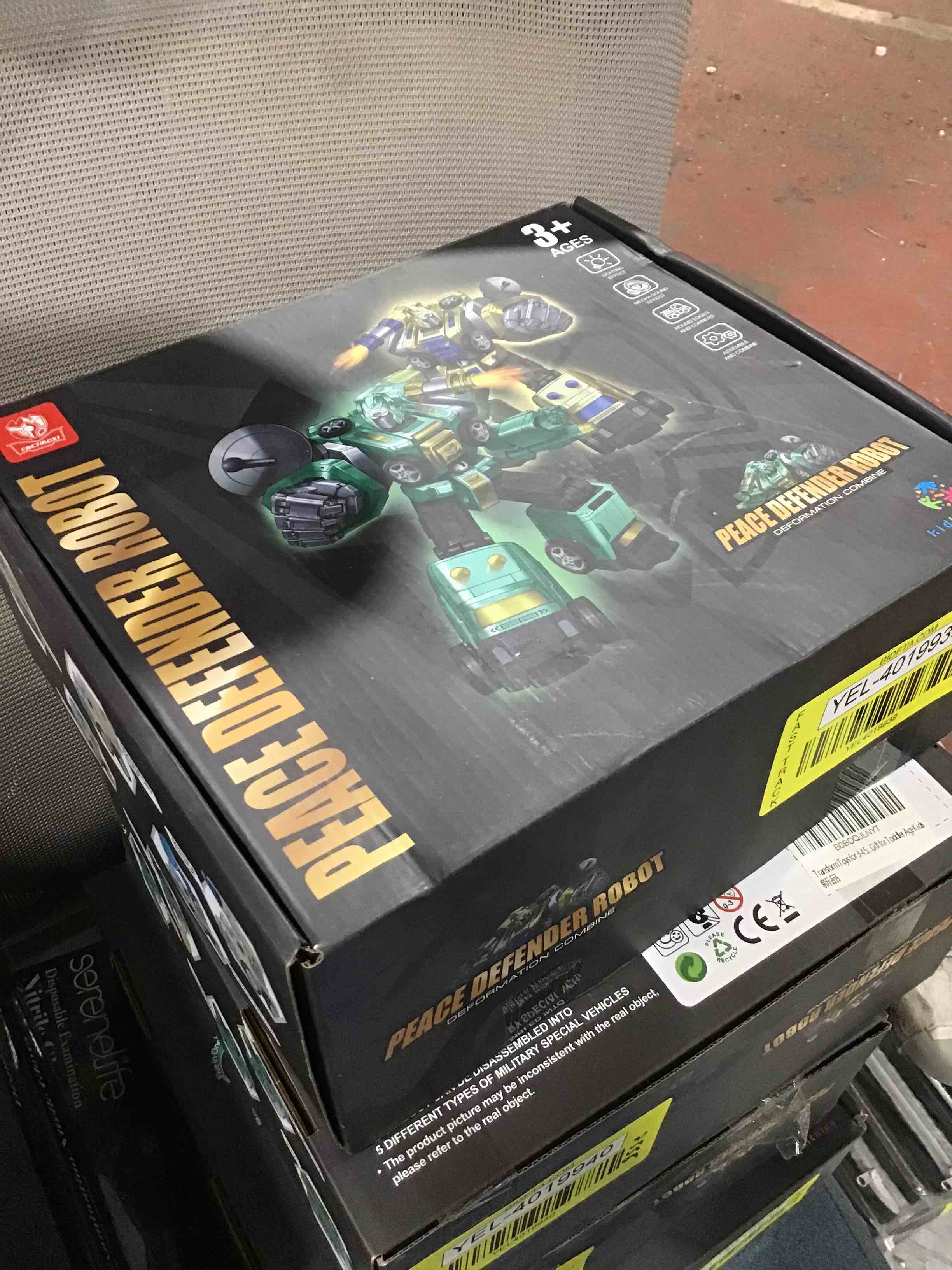 Peace defender robot toy, sound and light effects