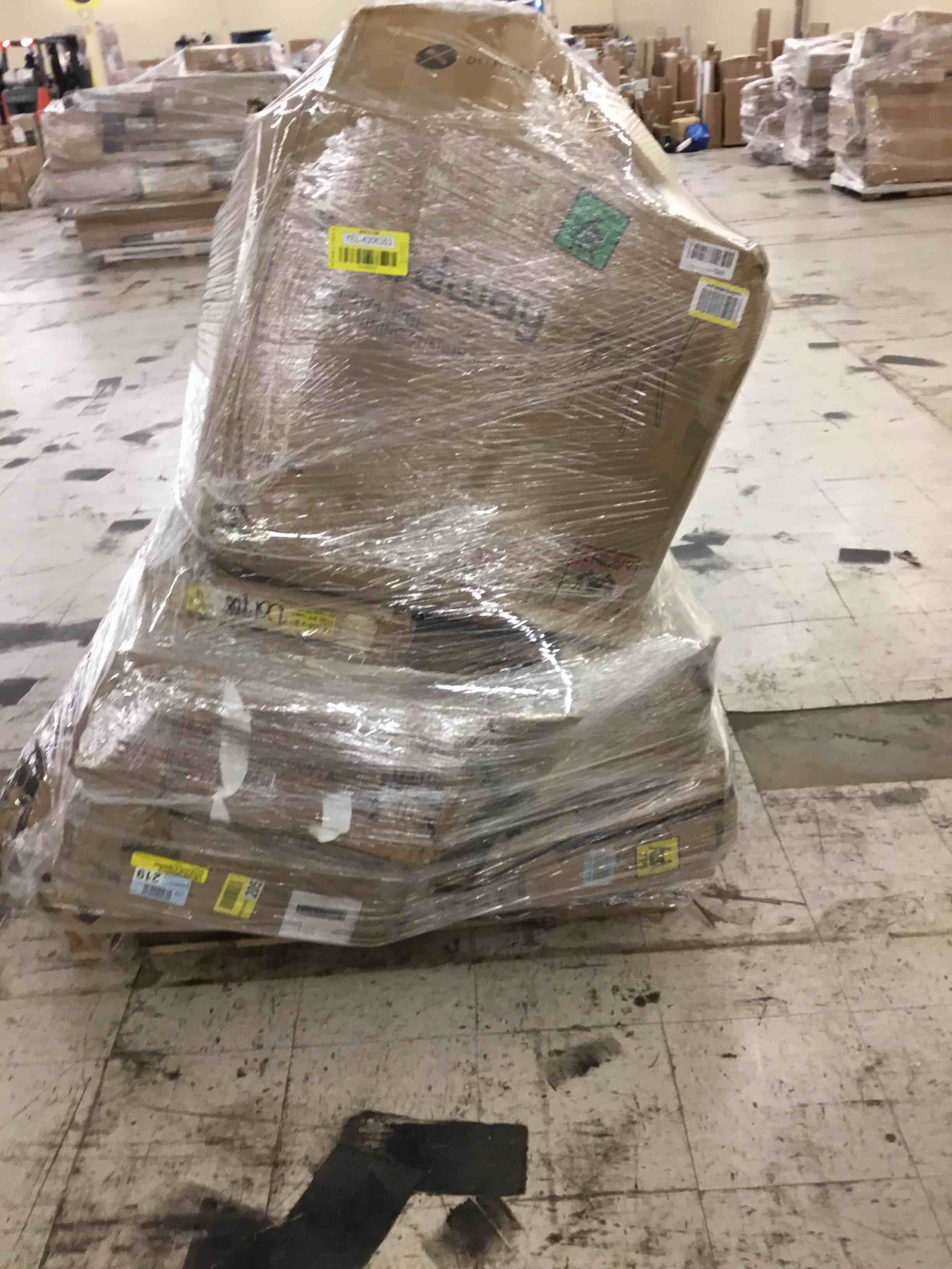 pallet lot miscellaneous items