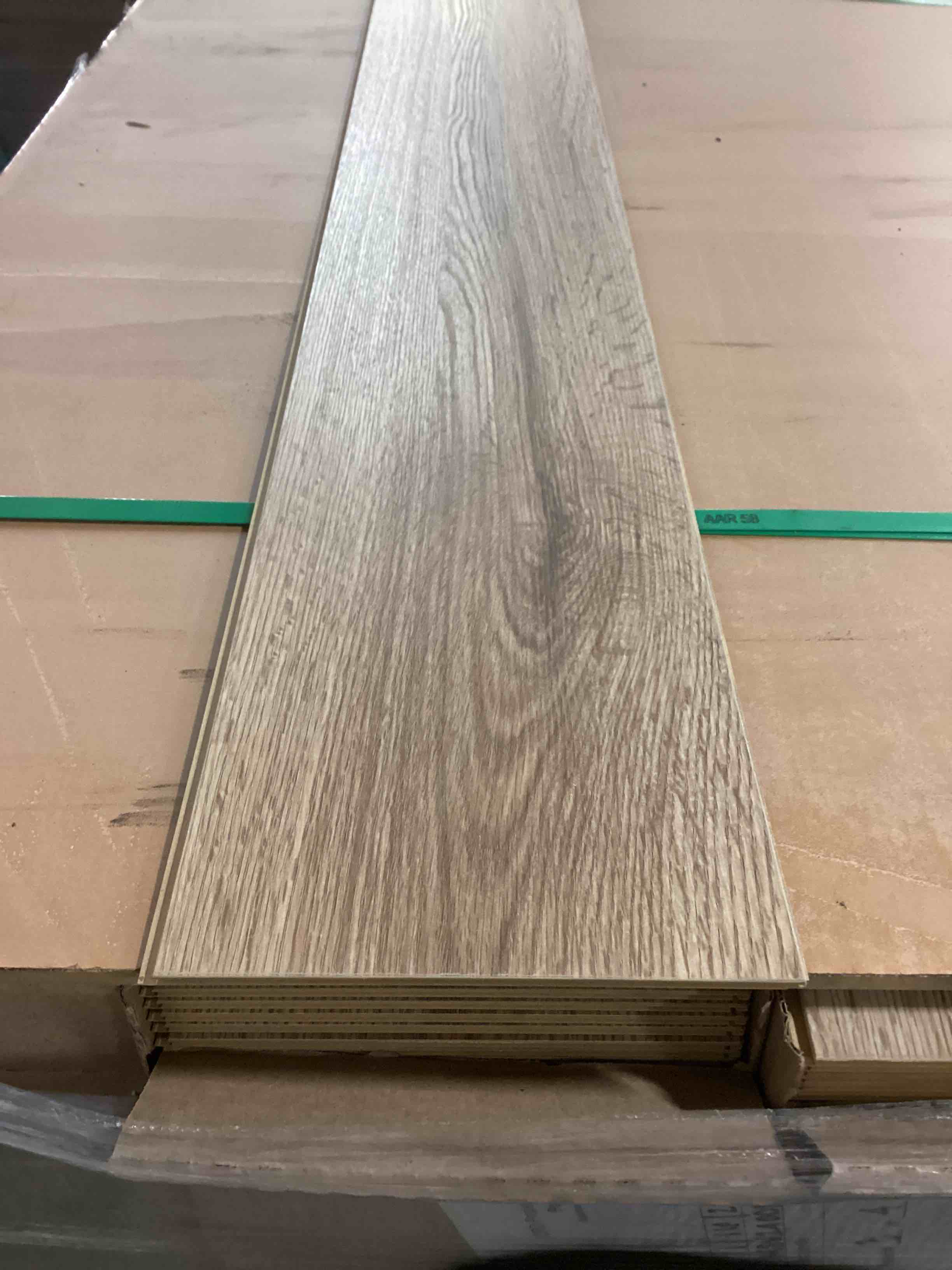 56 boxes 1,332.18 sq ft 7.5 x 50.75 7mm laminate flooring your bid per ...