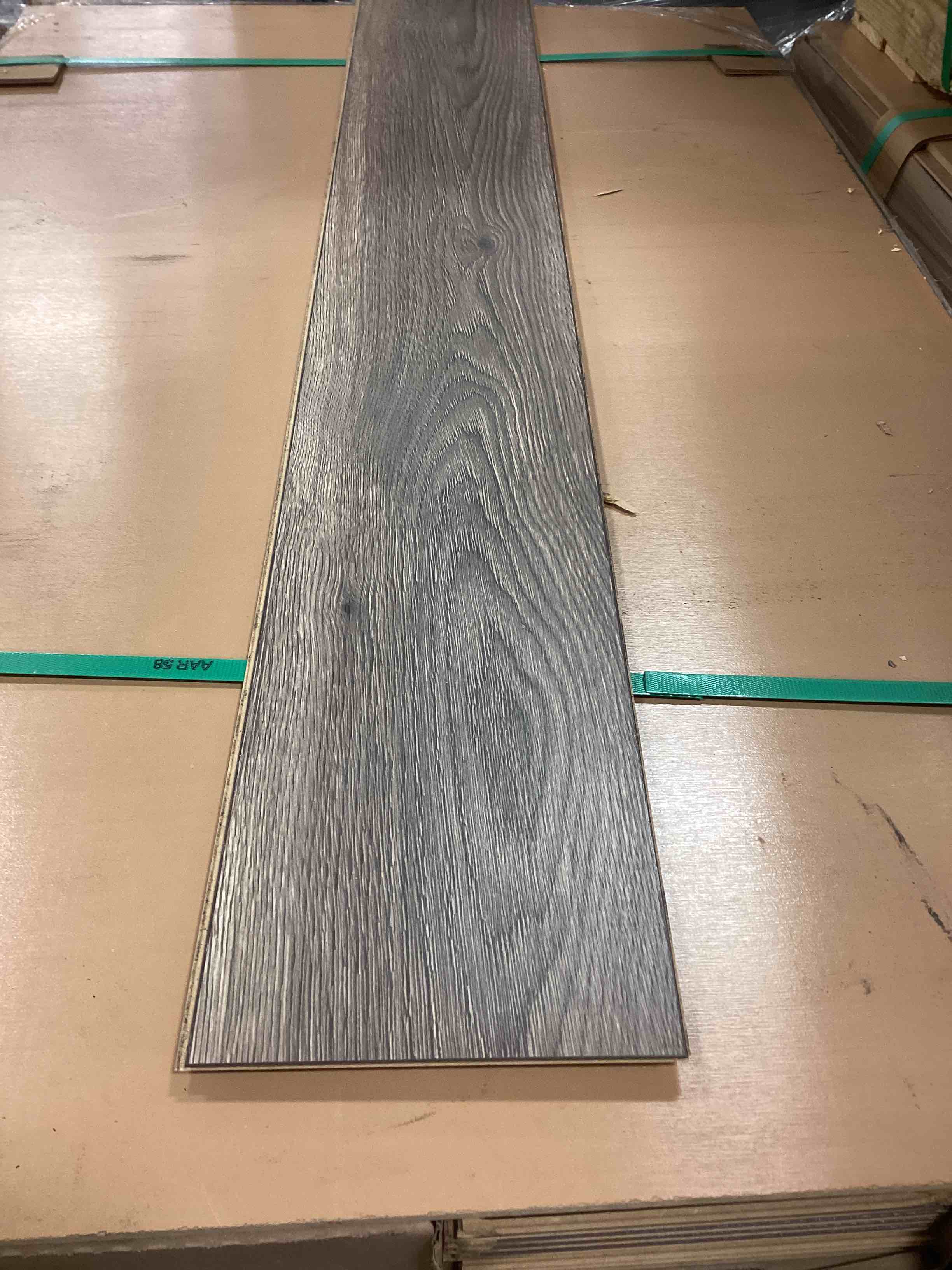56 boxes 1,332.18 sq ft 7.5 x 50.75 8mm laminate flooring your bid per ...