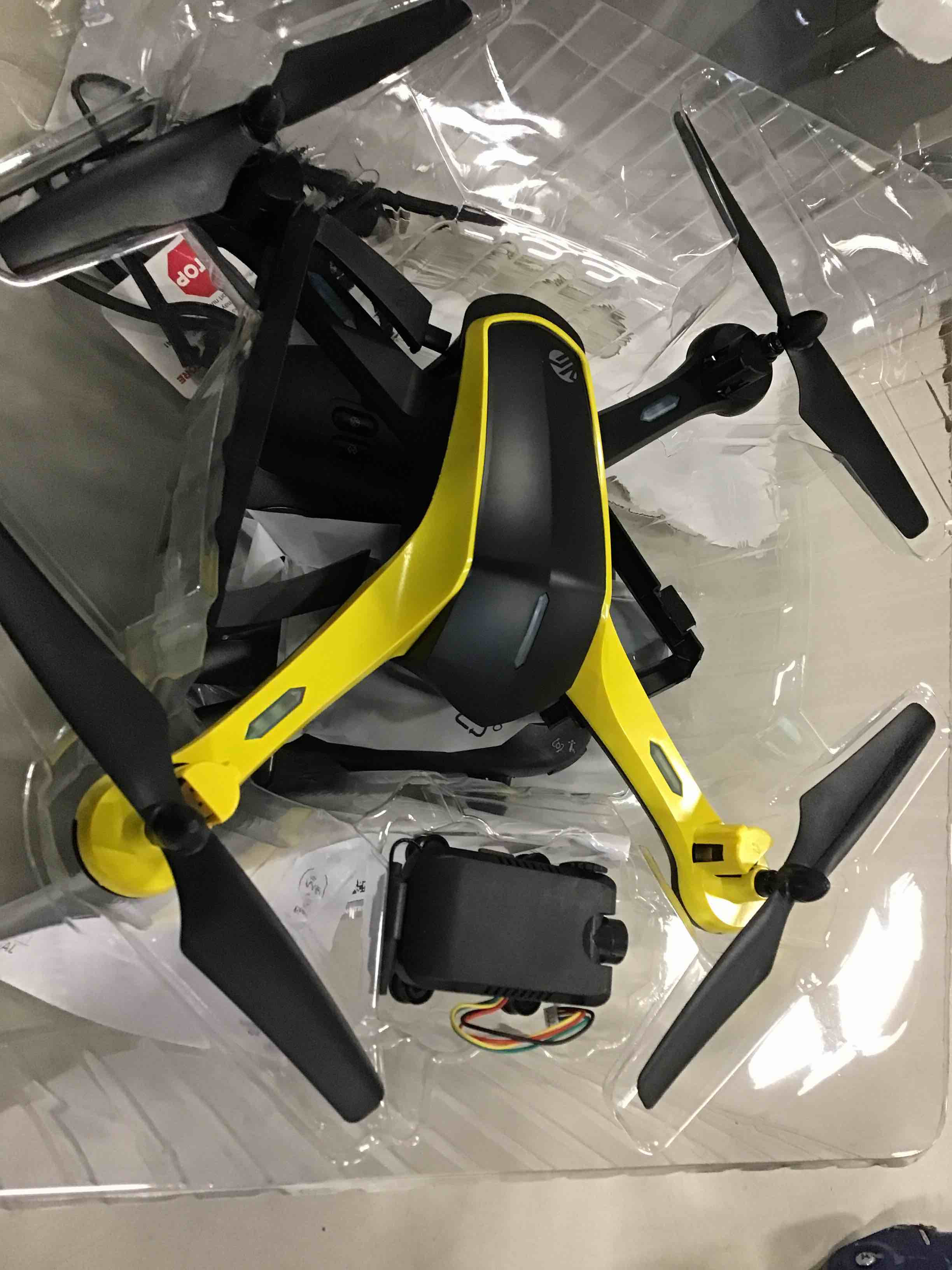Vivitar (DRC-445KIT) VTI Skytracker GPS Drone