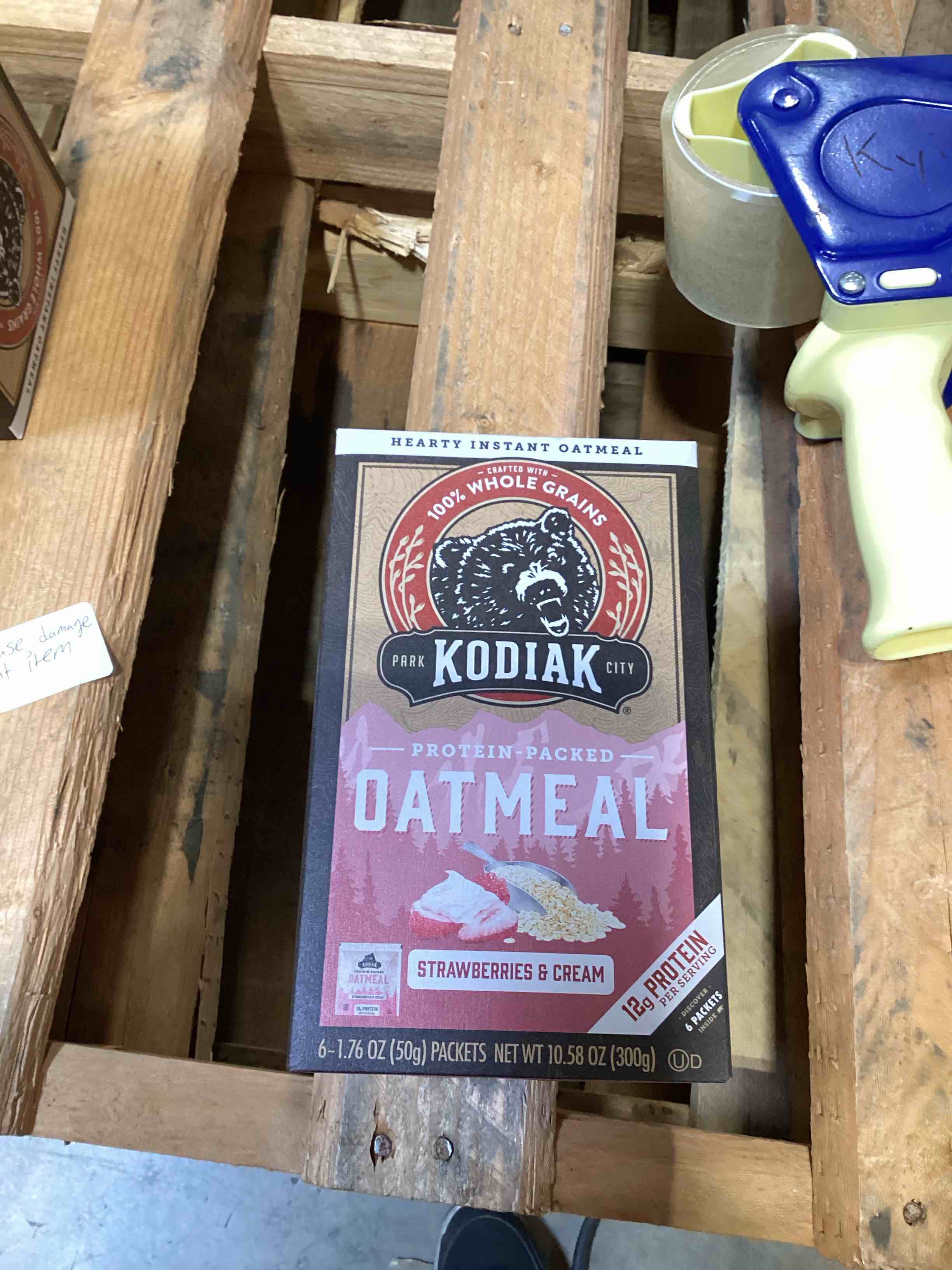 Kodiak Cakes Strawberries & Cream Protein-Packed Oatmeal Packets, Box ...