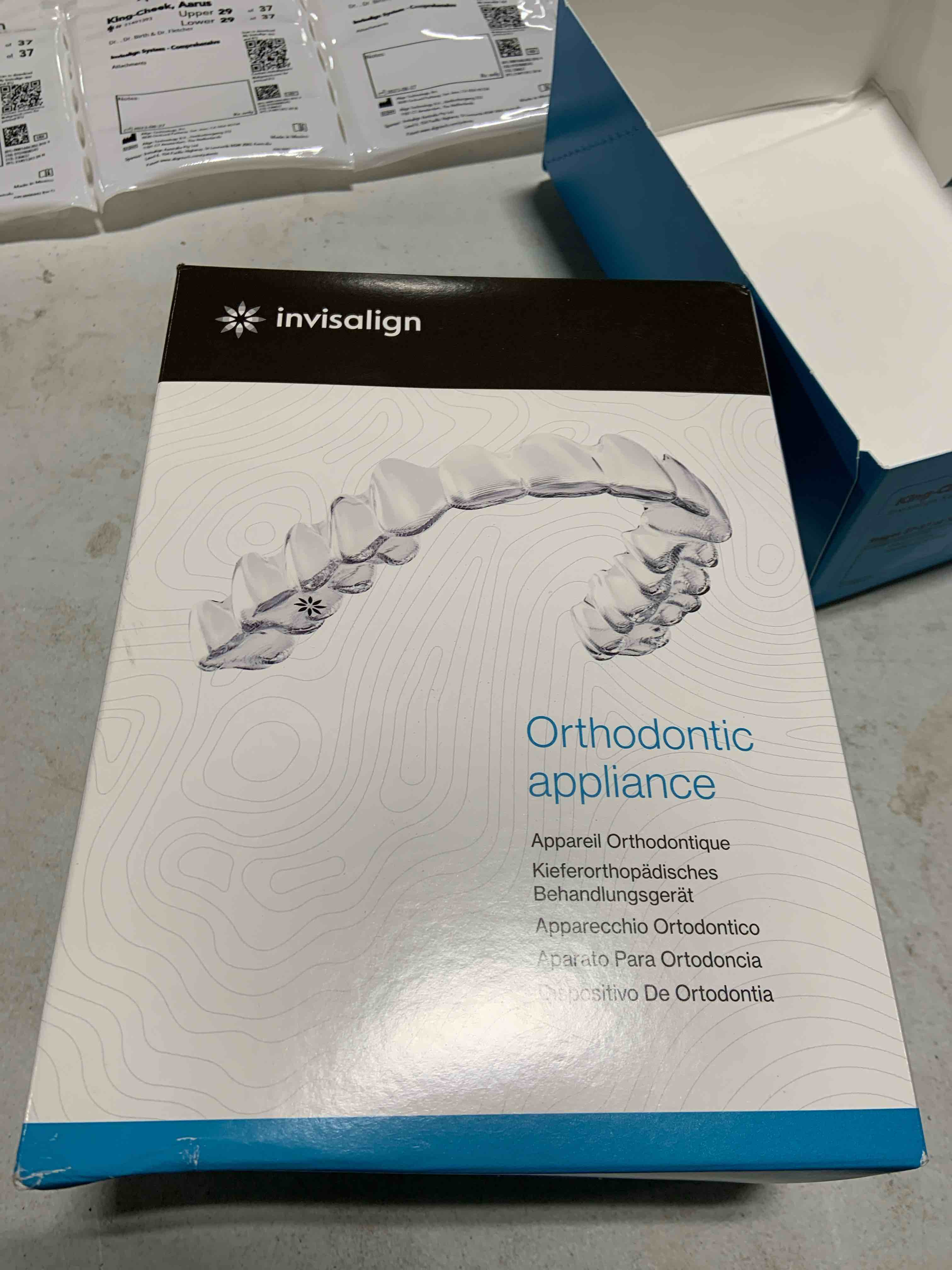 Invisalign System - King-Cheek Aarus, stages 27-37 of 37