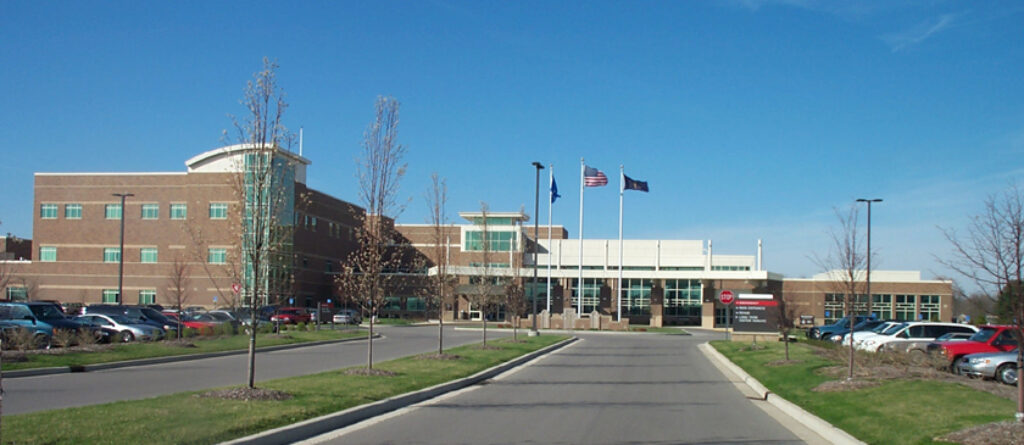 Louie's Tux Shop | Decatur Indiana Tuxedo & Suit Rental Stores