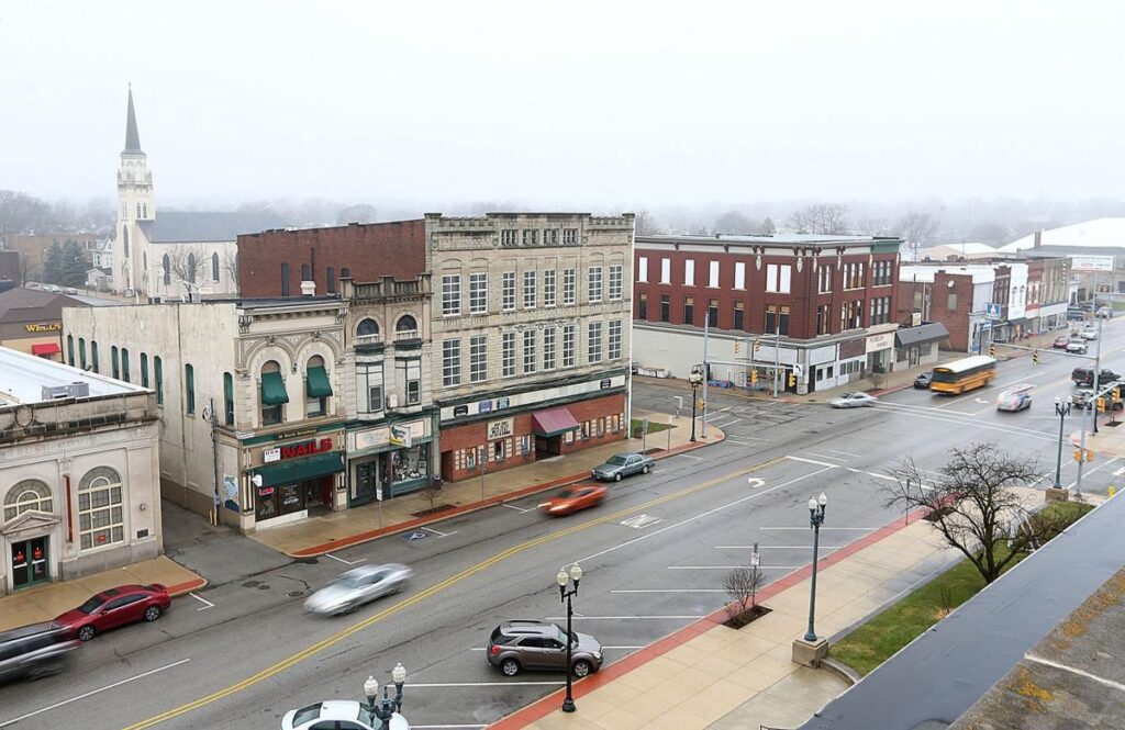 Peru Indiana Tuxedo & Suit Rental Stores | Louie's Tux Shop