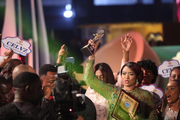 Pastor Yemisi Kudehinbu Retains Top Partnering Pastor Award (Church ...