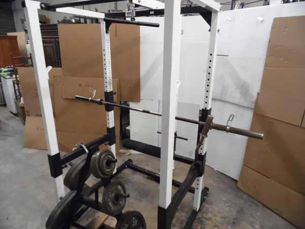 LSO Auctions - Lot: A1015 - Parabody Serious Steel Squat Rack & Weights ...