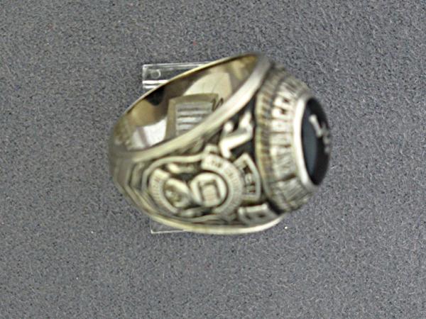 LSO Auctions - Lot: 1878 - 10K 1969 LSU CLASS RING (Item 1074408036)