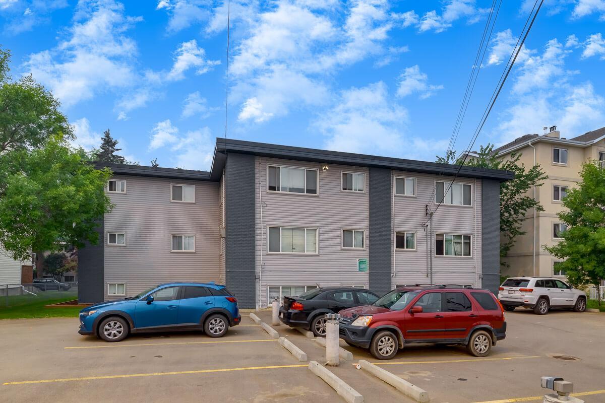 Immediate Rent - Michael Manor