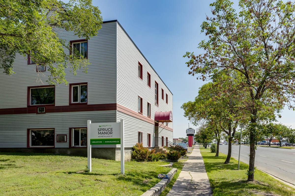 Immediate Rent - Spruce Manor