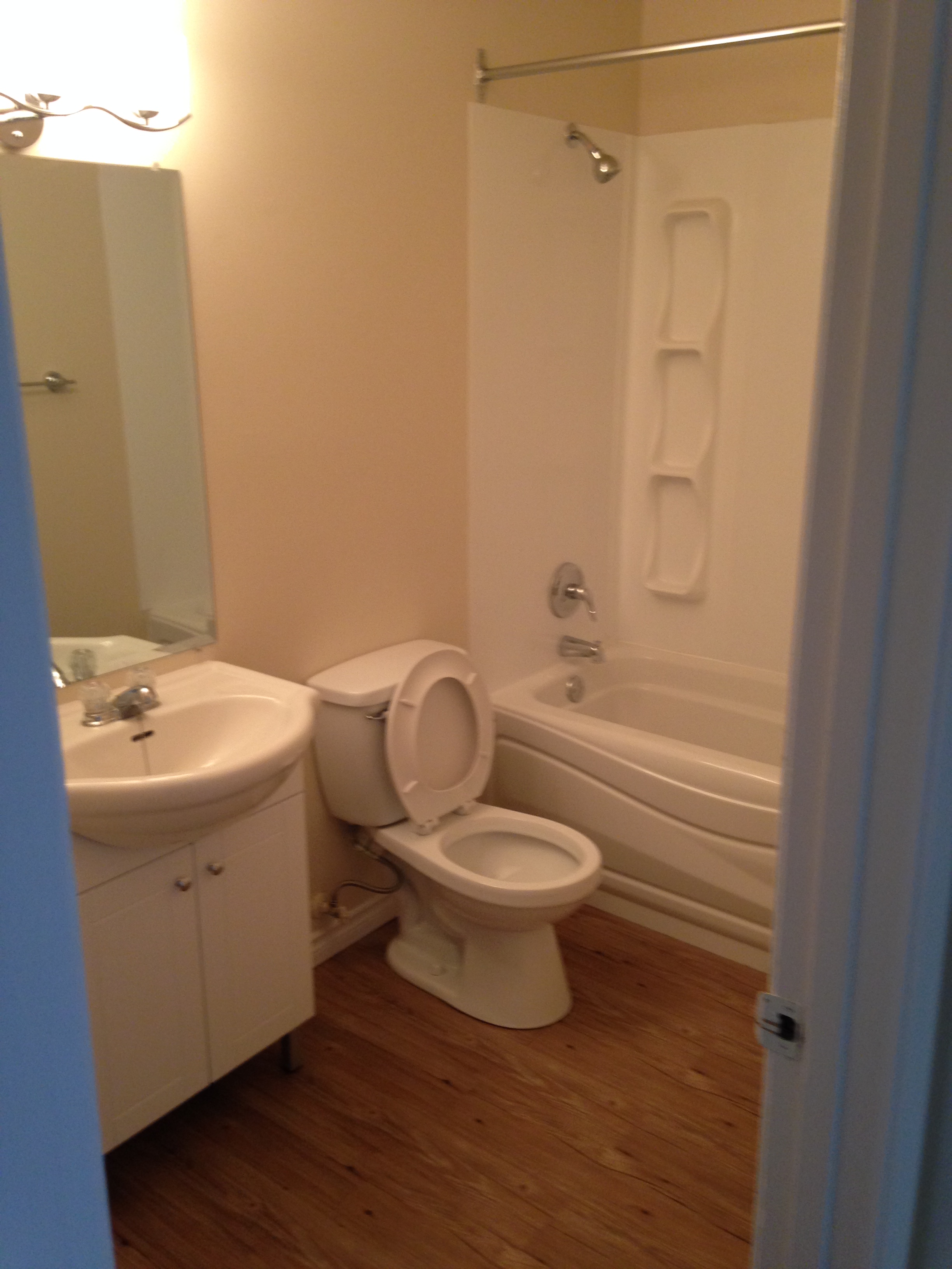 Crescent View Manor | Avenue Living Communities