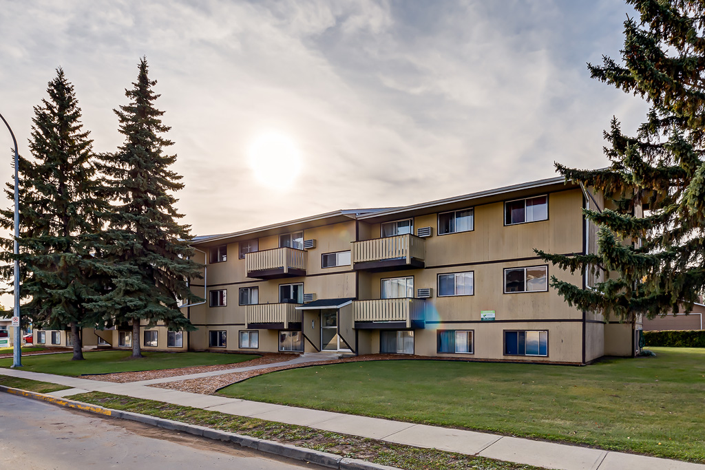 Westwood Apartments | Avenue Living Communities