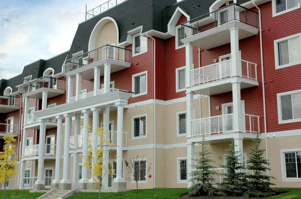 MacEwan Gardens | Ayre & Oxford Inc.