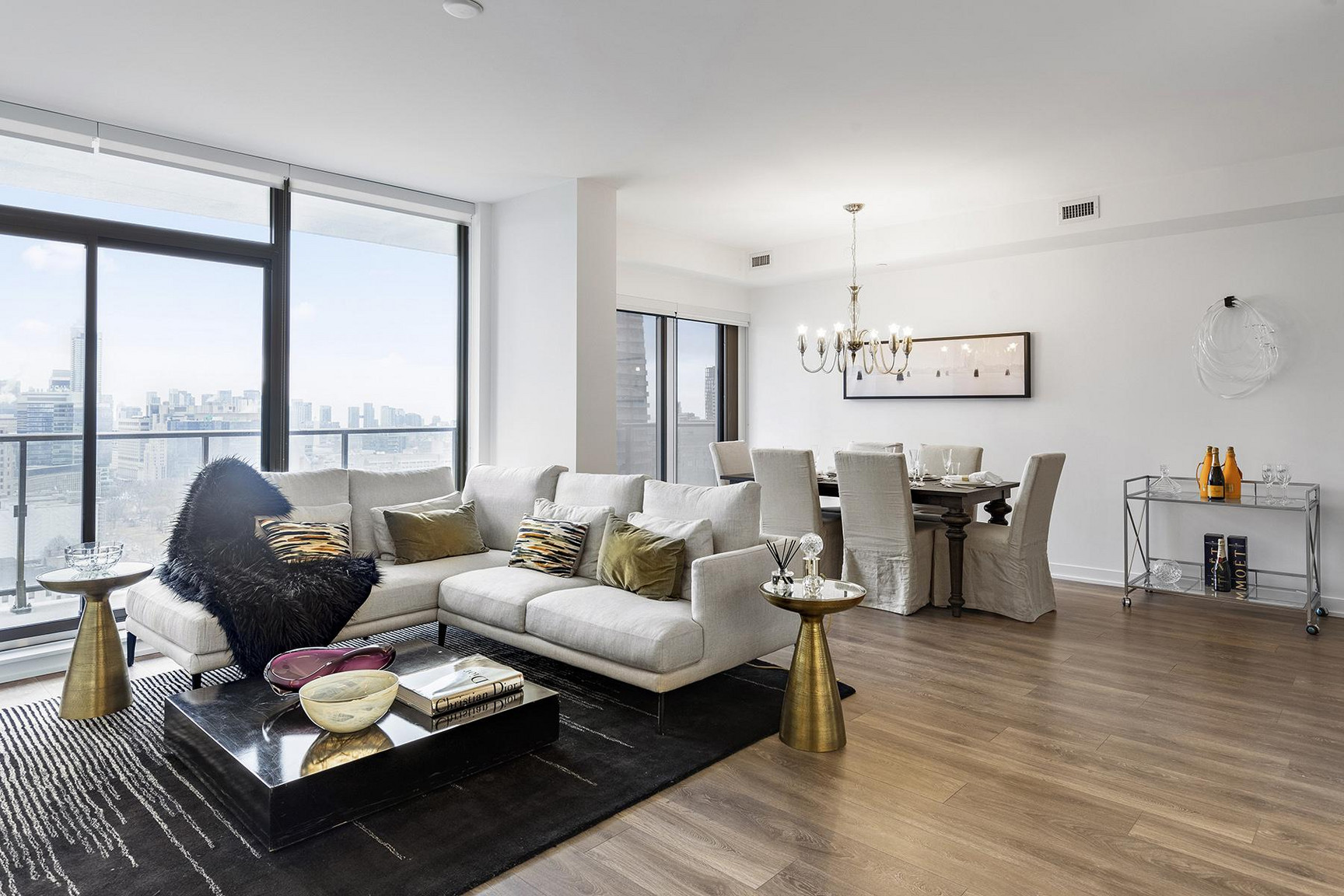 Suites | Two St. Thomas