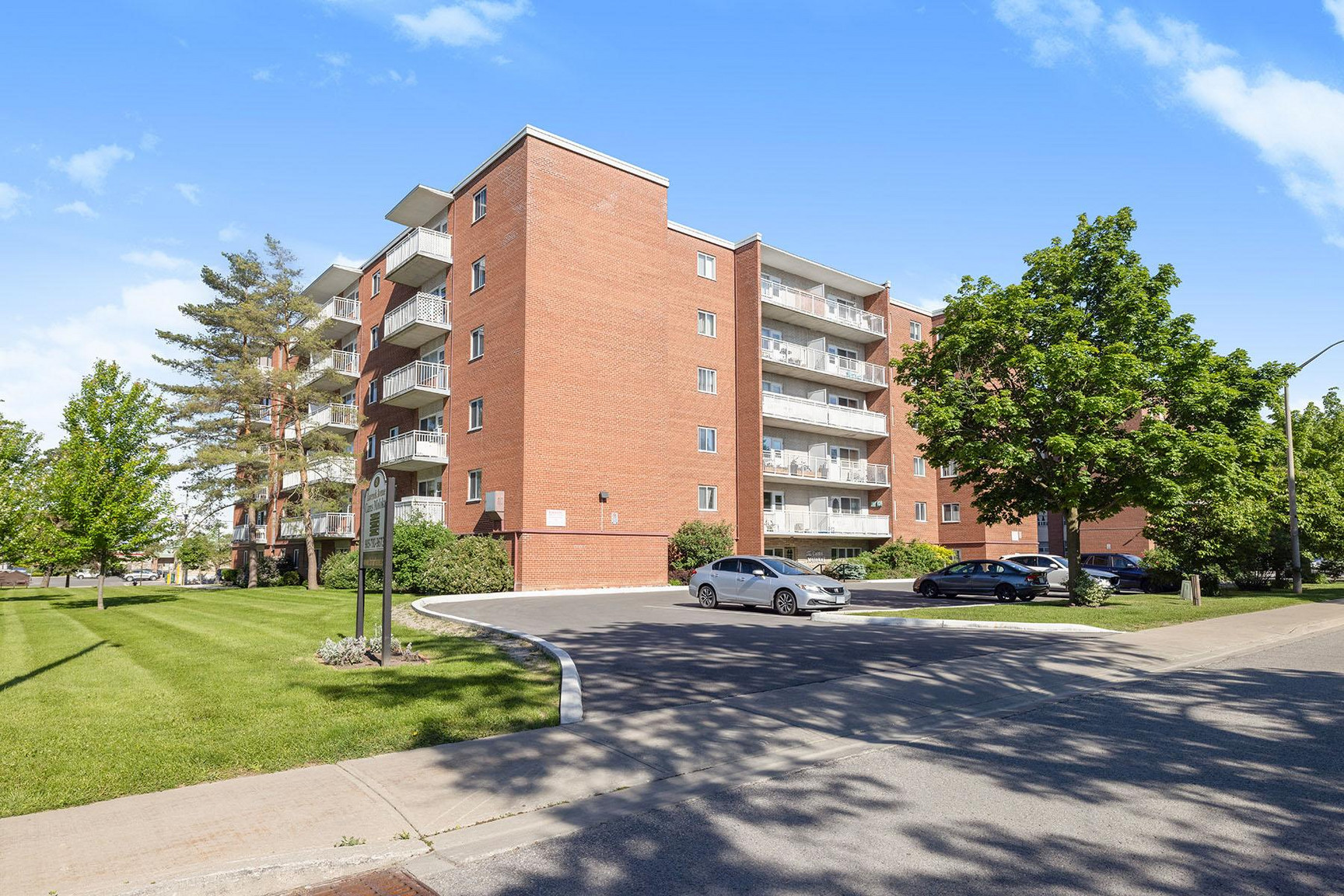 Rentals.ca Richmond Hill Apartments, Condos and Houses For Rent