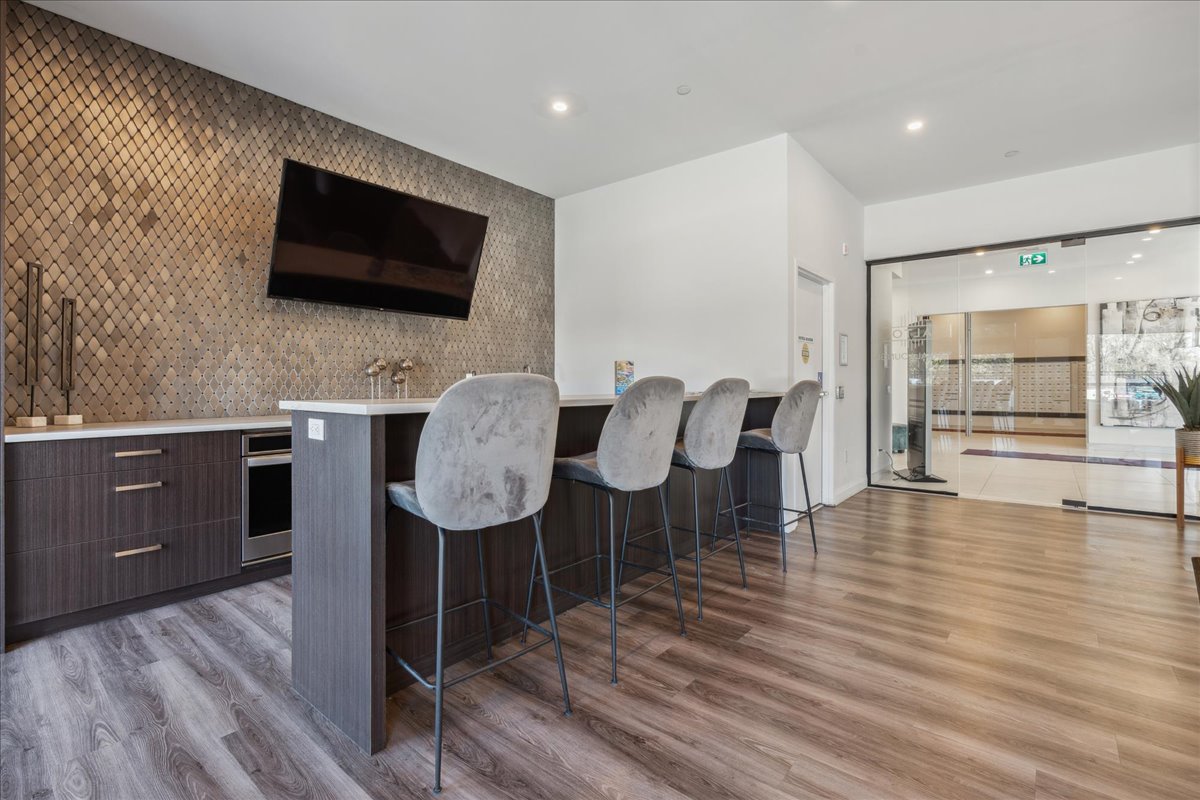 Experience Luxury Rentals | Capreit: Alto Towers