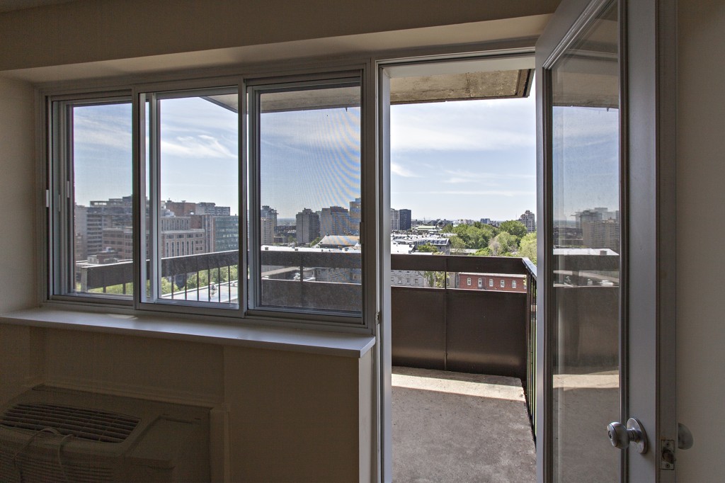 Studio for rent - Montréal 3488 Chemin de la Côte-des-Neiges | Kangalou