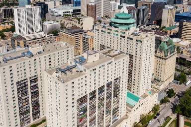 Downtown Rental Suites in Winnipeg | Fort Garry Place III