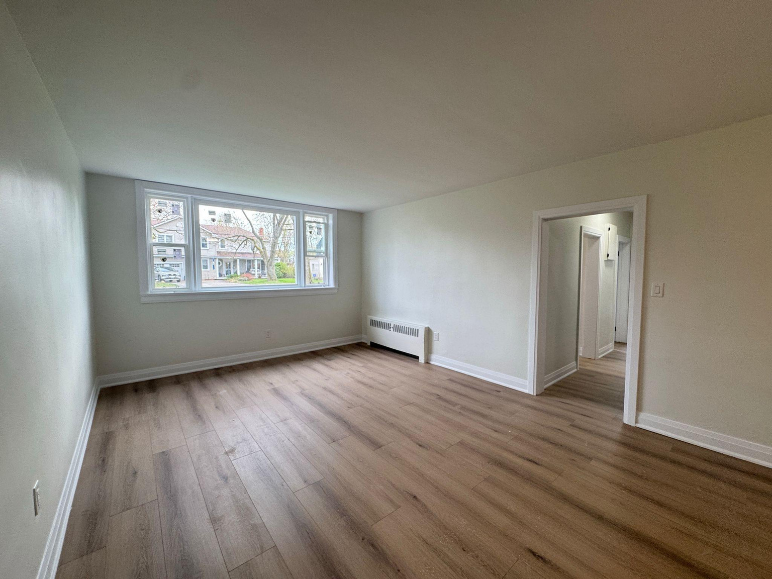 32 PRICE AVE - 32 Price Avenue, Welland, ON