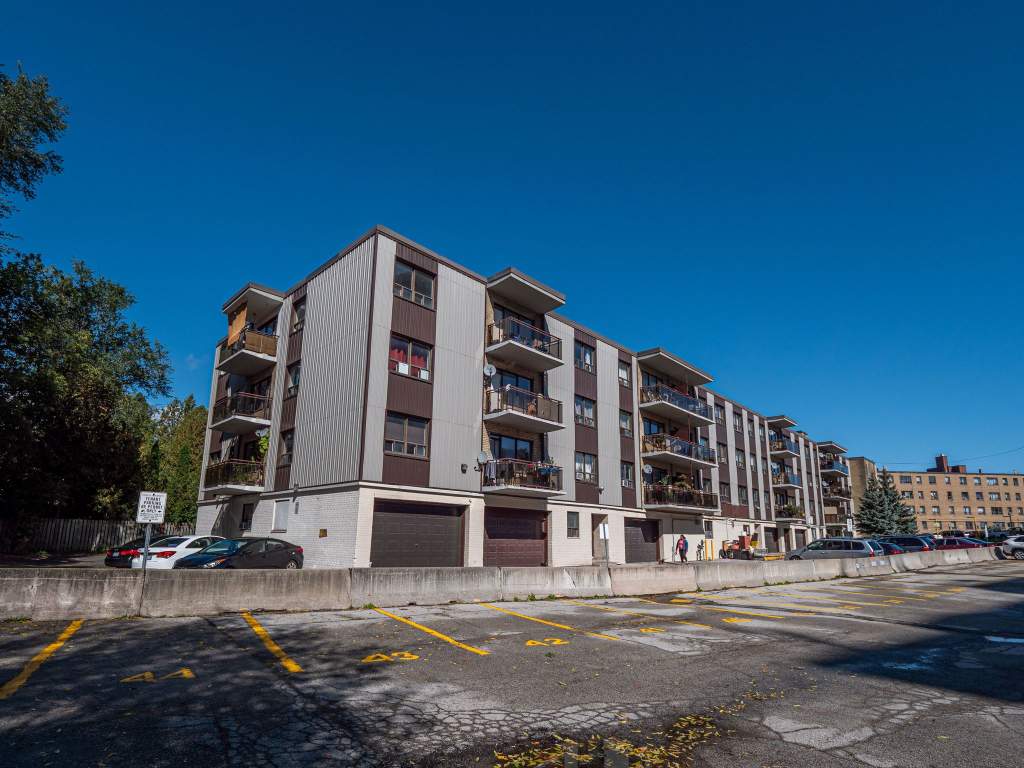 Dawes Apartments | Family Properties