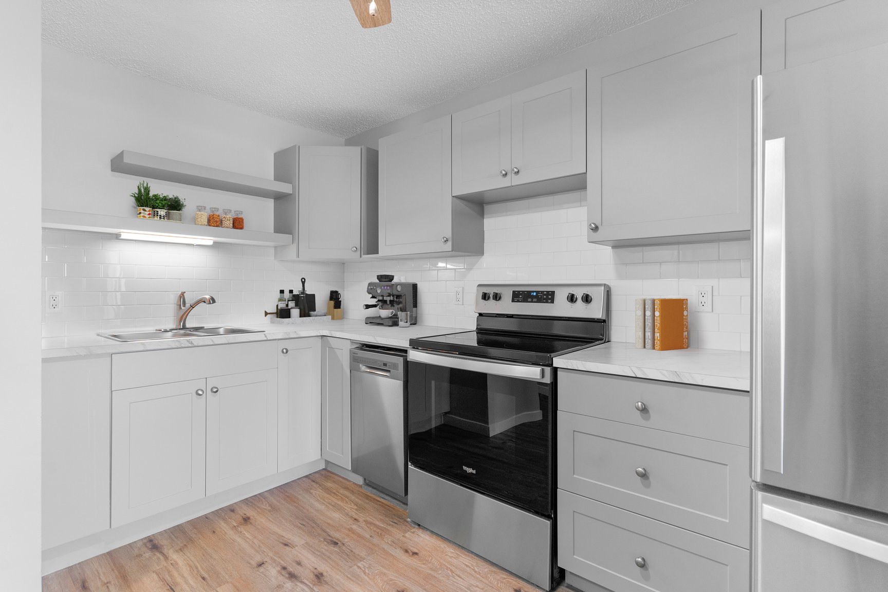 Renovated 1 & 2 Bedroom Apartments Regina | 2001 Cornwall St